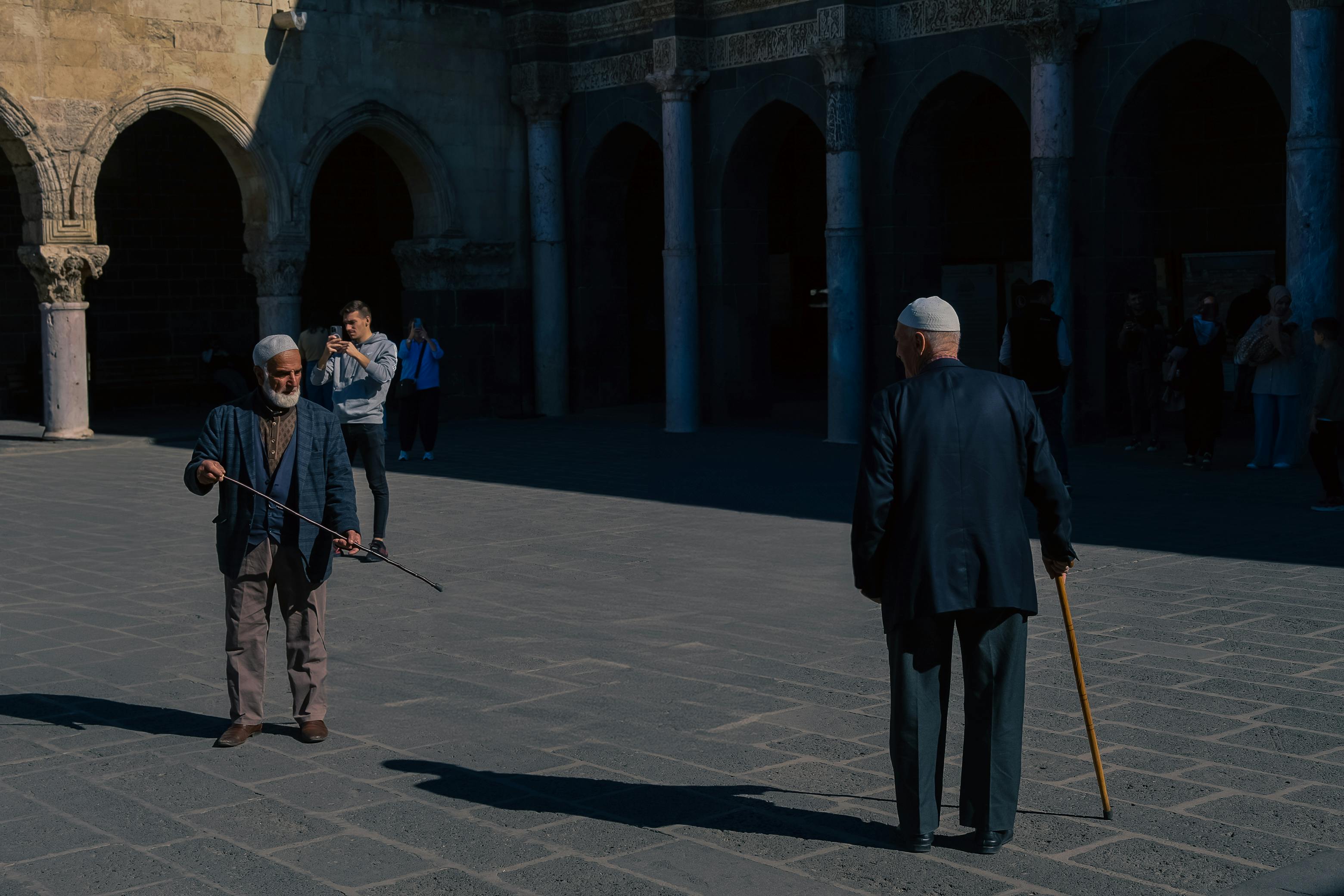 Aging Person Photos, Download The BEST Free Aging Person Stock Photos ...