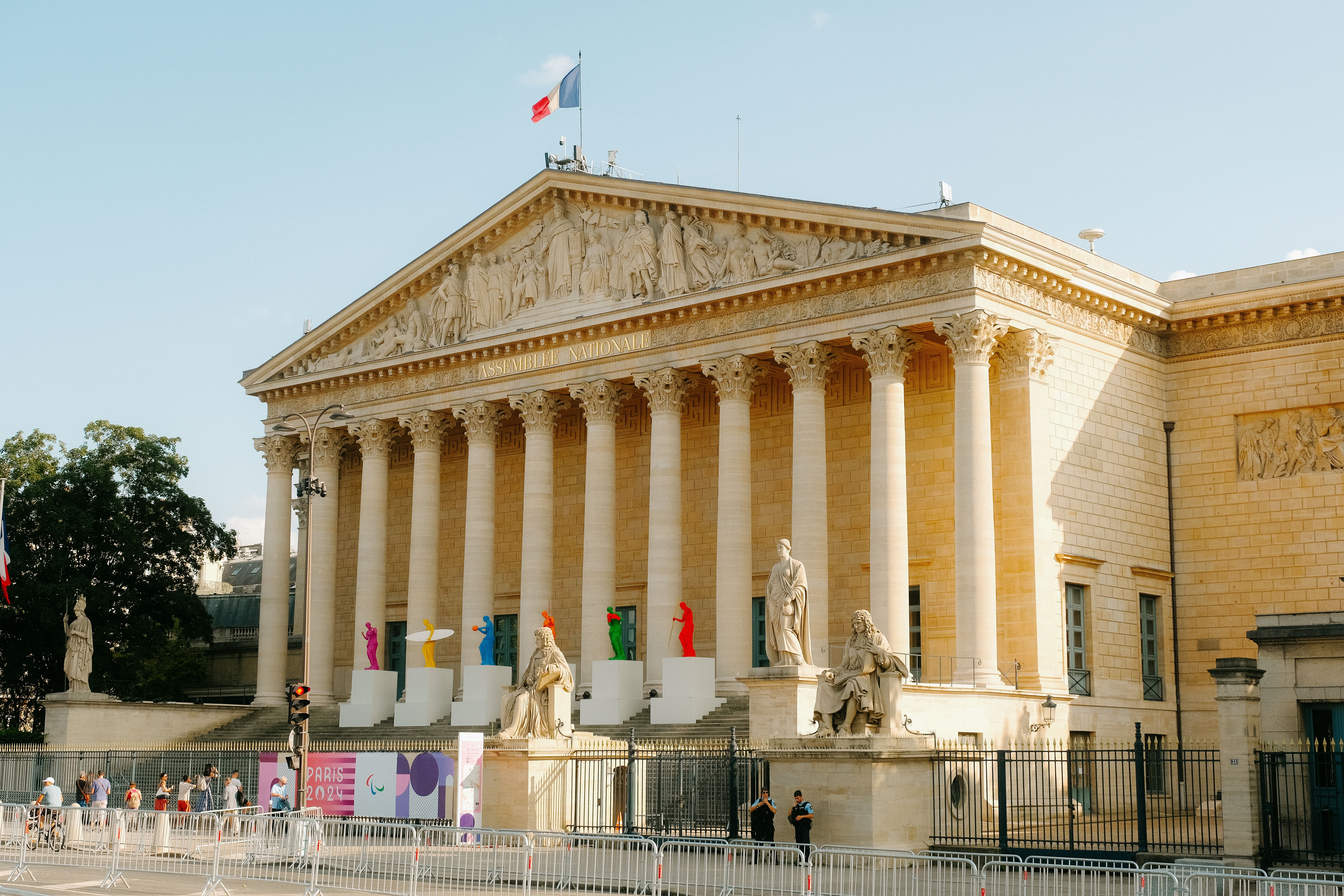 Palais Bourbon in Paris with Statues · Free Stock Photo