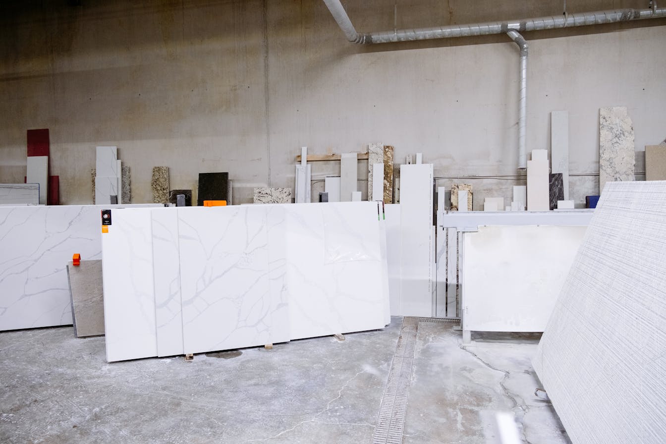 Who Owns the Vanguard Group: History, Structure, and Control