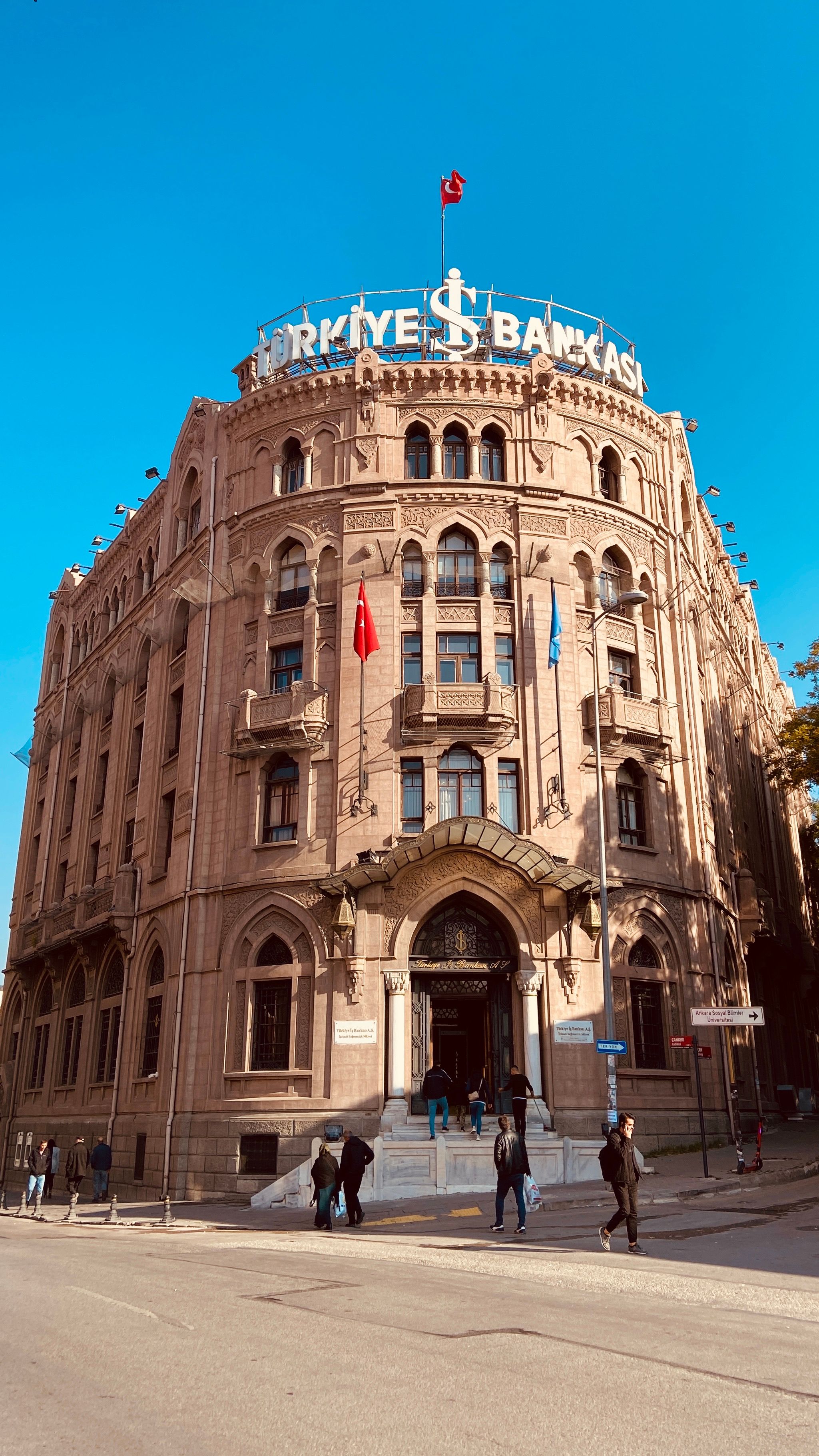 Turkey İş Bankası Historical Building in Istanbul · Free Stock Photo