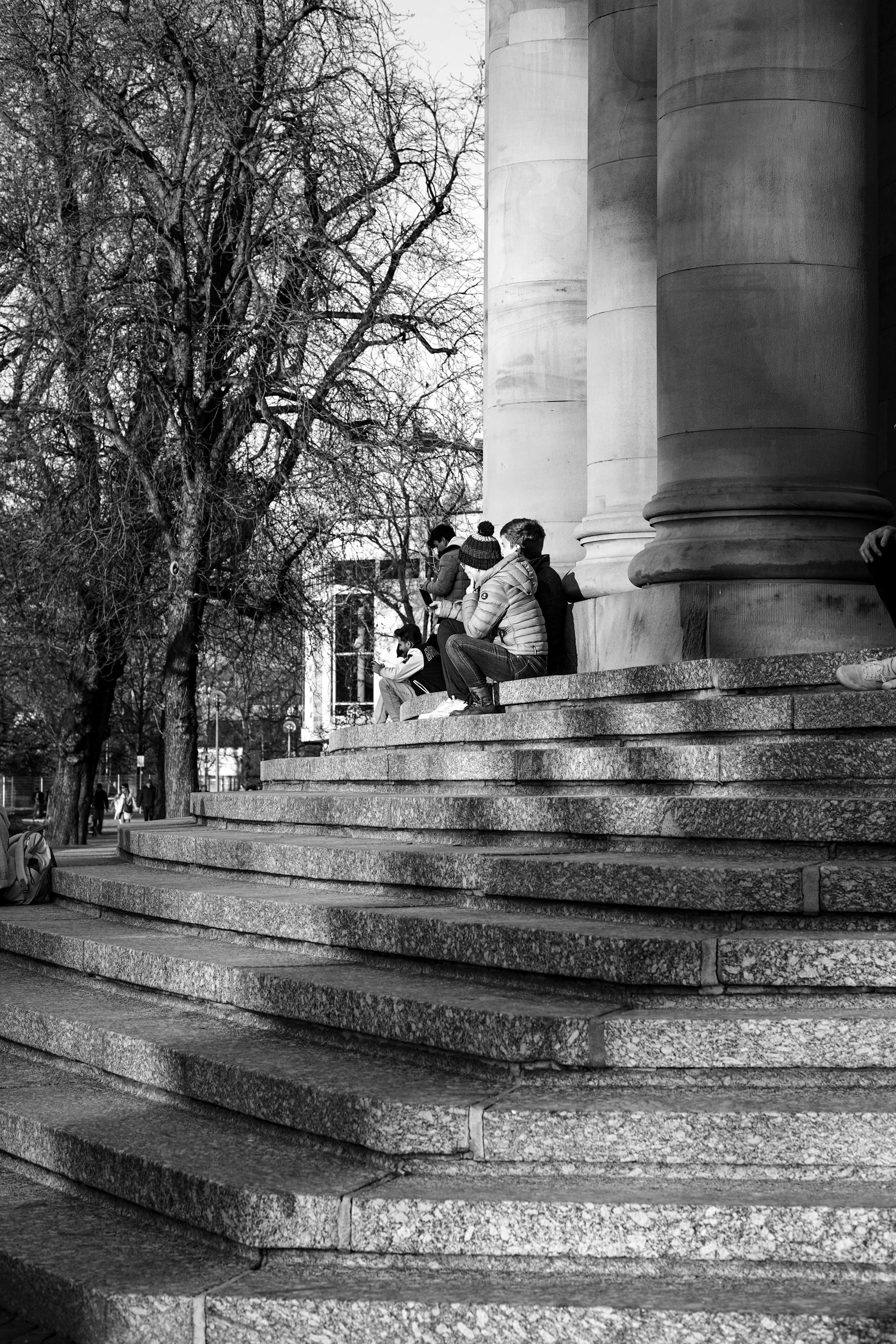 Urban Scene with People on Monument Steps · Free Stock Photo