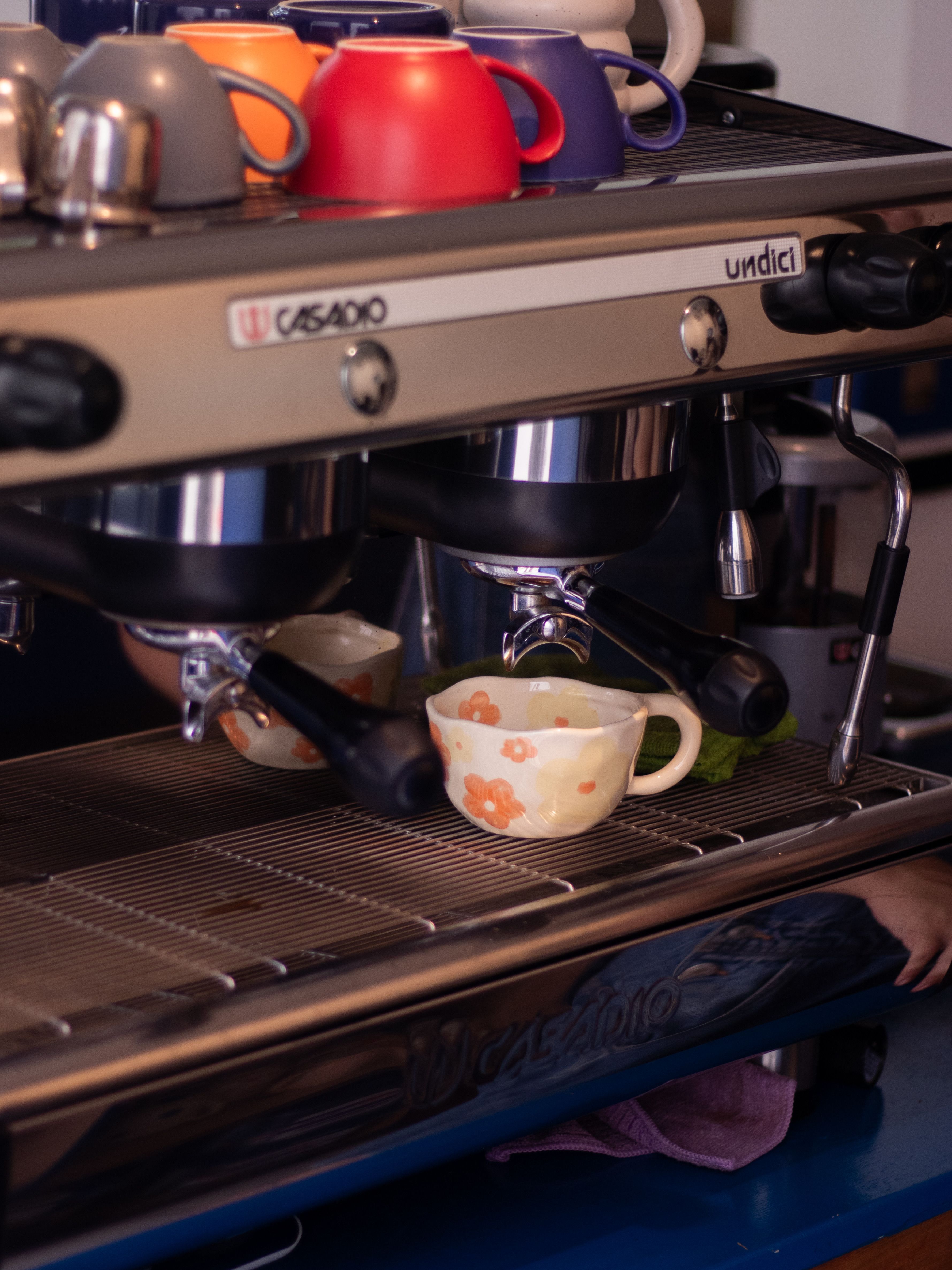 Coffee 2 Cups Photos, Download The BEST Free Coffee 2 Cups Stock Photos ...