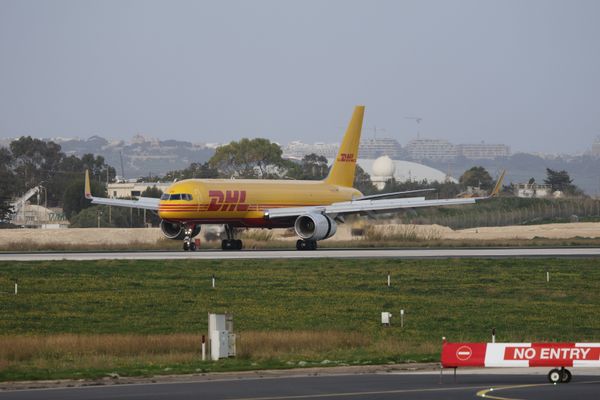 Dhl Photos, Download The BEST Free Dhl Stock Photos & HD Images