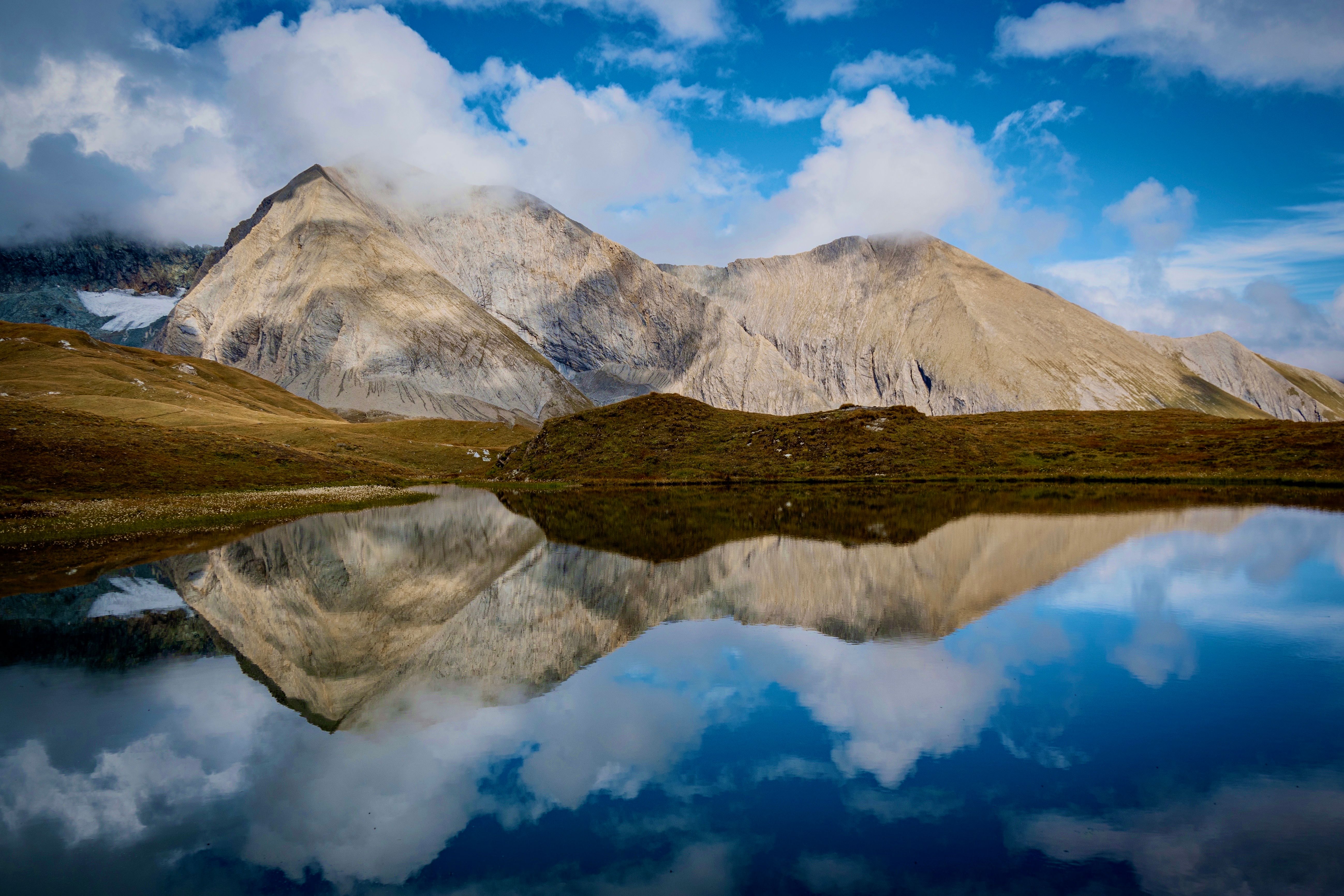 Majestic Mountain Reflection in Tranquil Lake · Free Stock Photo