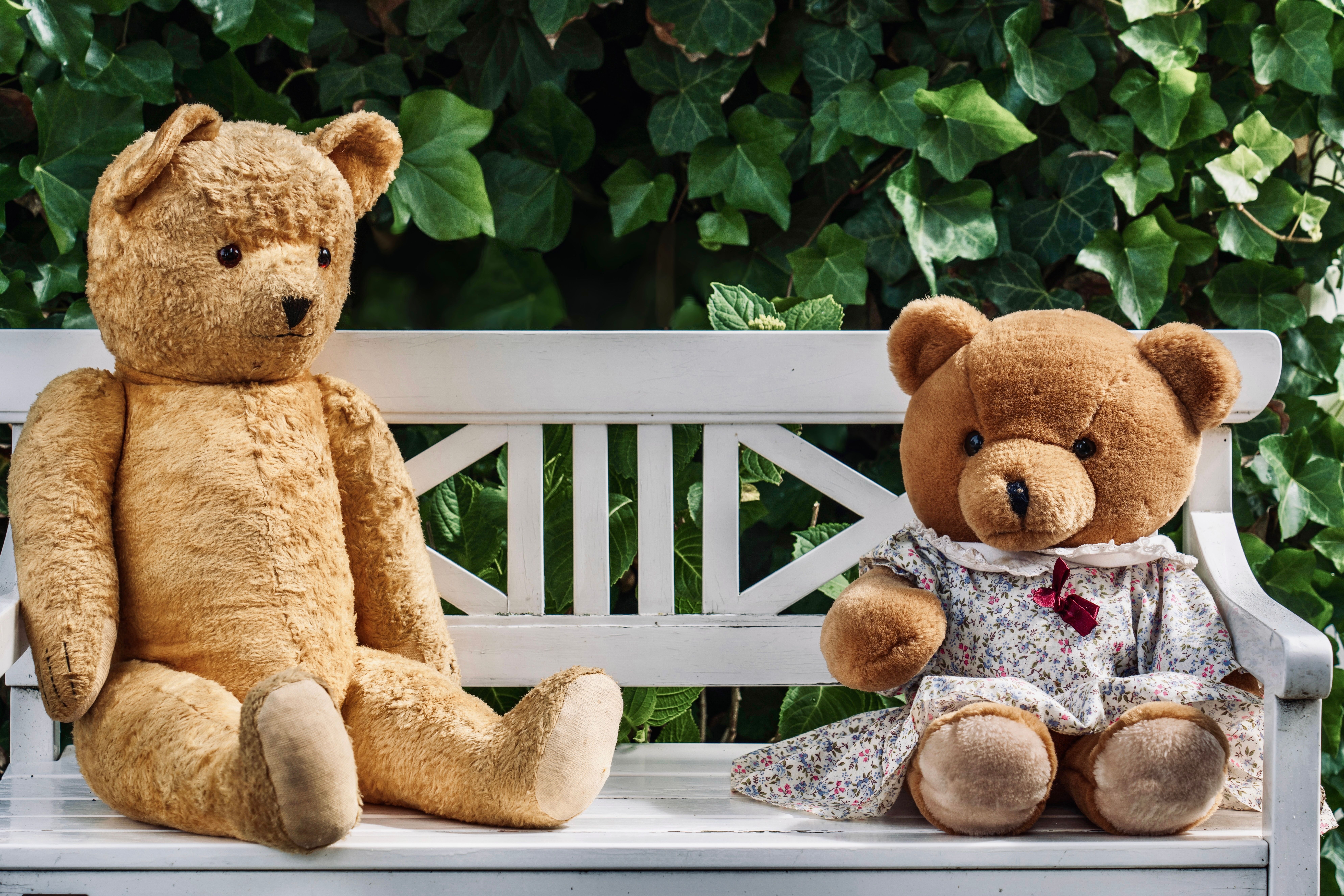 Friendship Hug Photos, Download The BEST Free Friendship Hug Stock ...