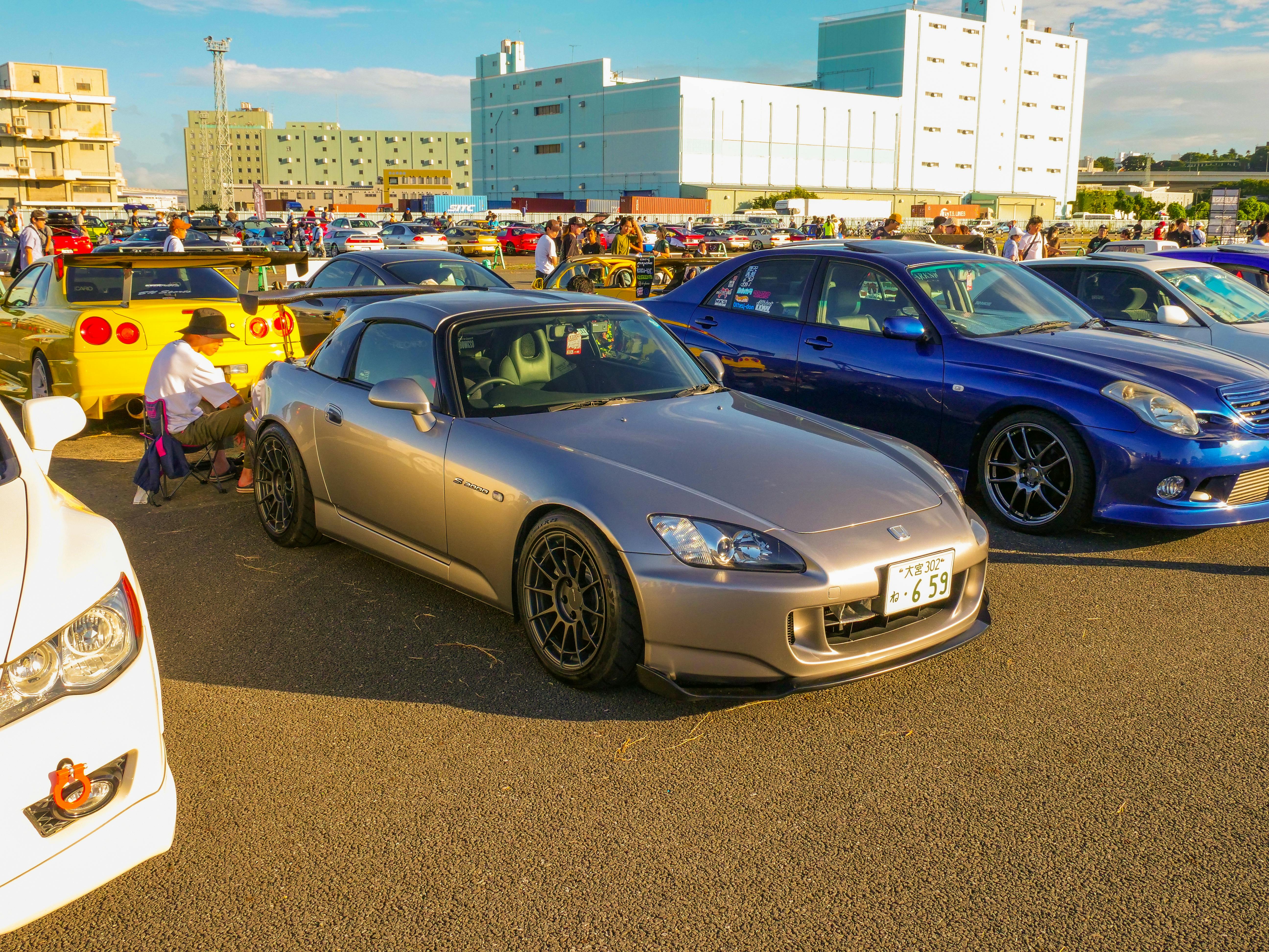 Coche Honda S200 Gris · Foto de stock gratuita