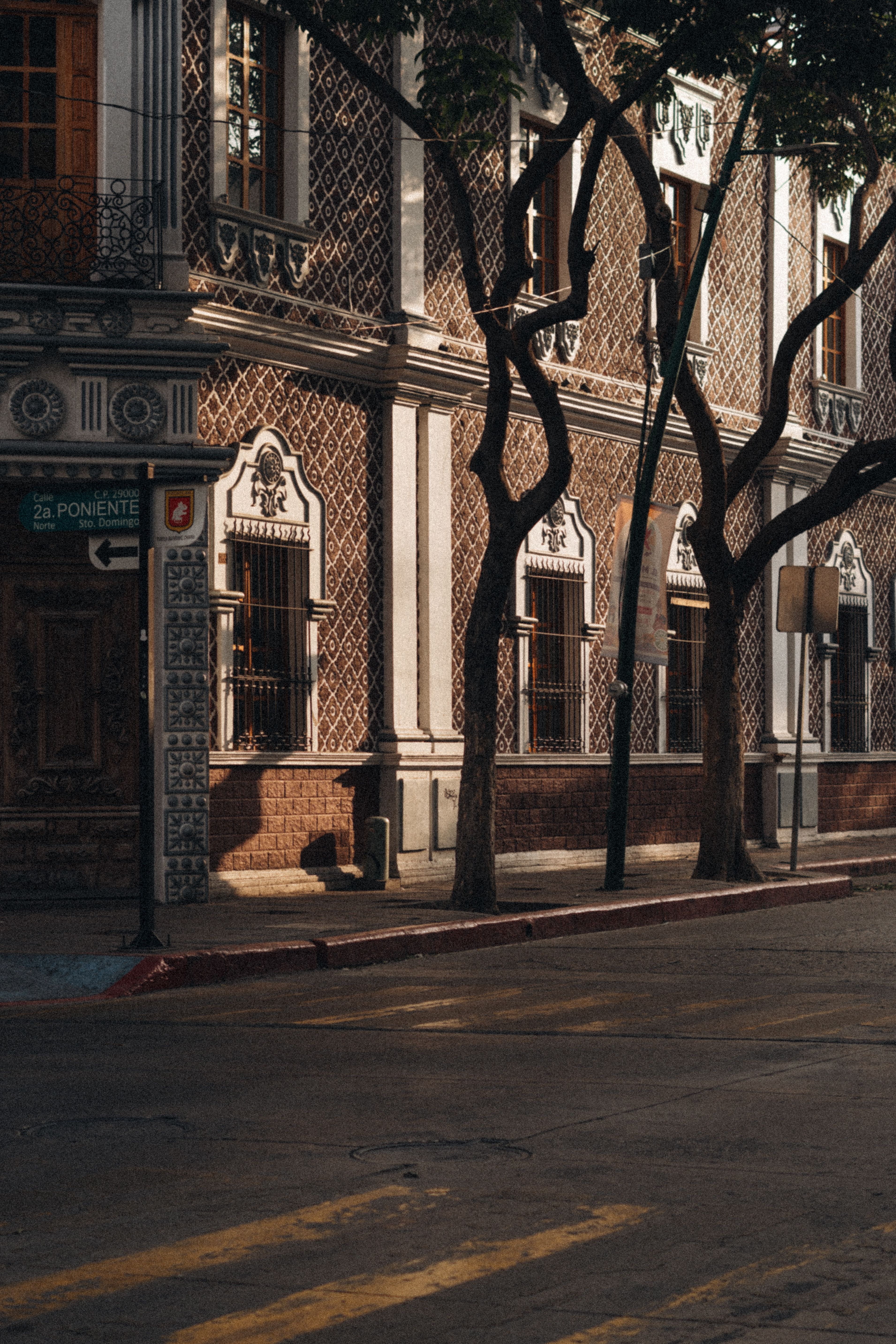 Charming Colonial Architecture Street Scene · Free Stock Photo