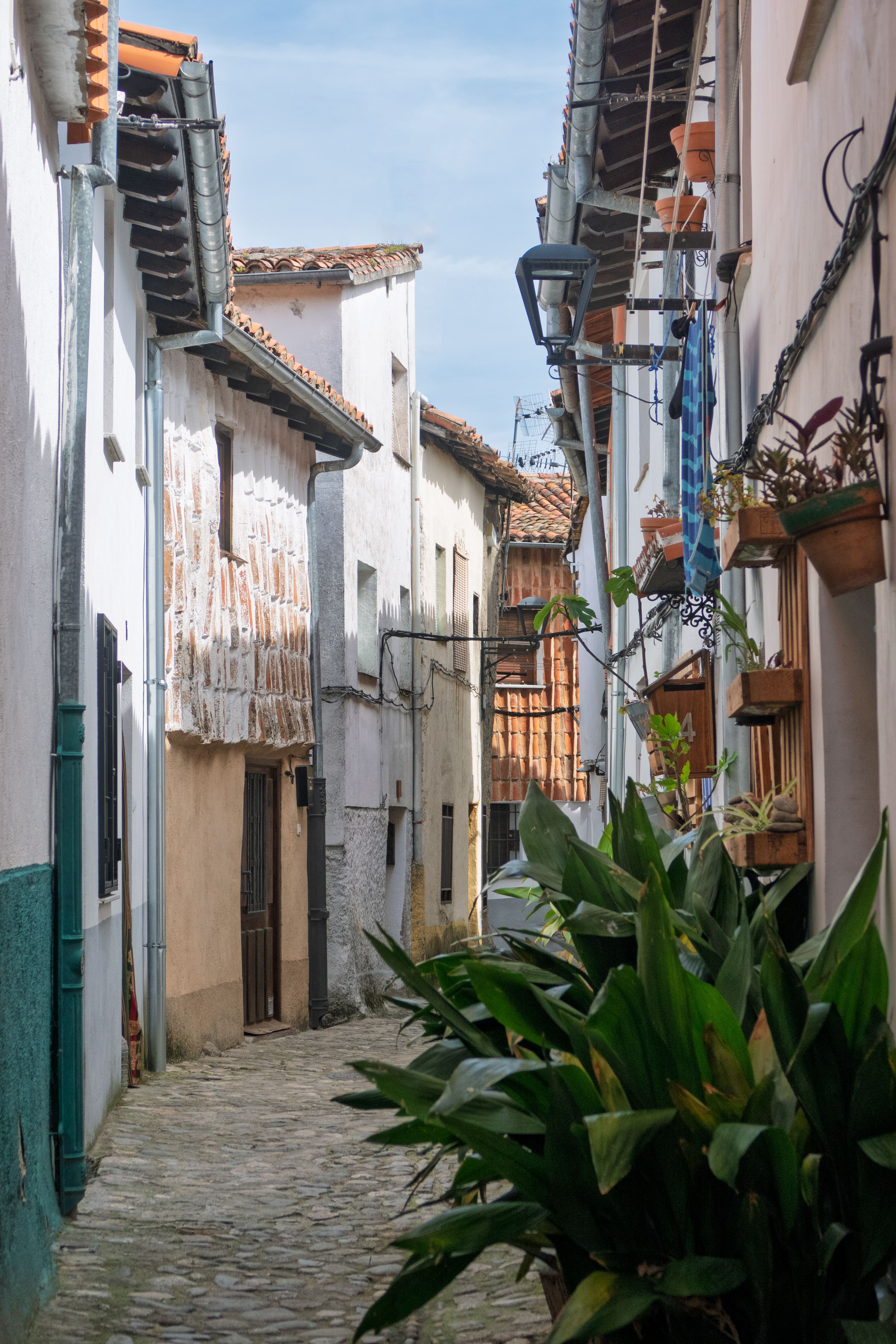 Charming Rustic Village Street in Spain · Free Stock Photo