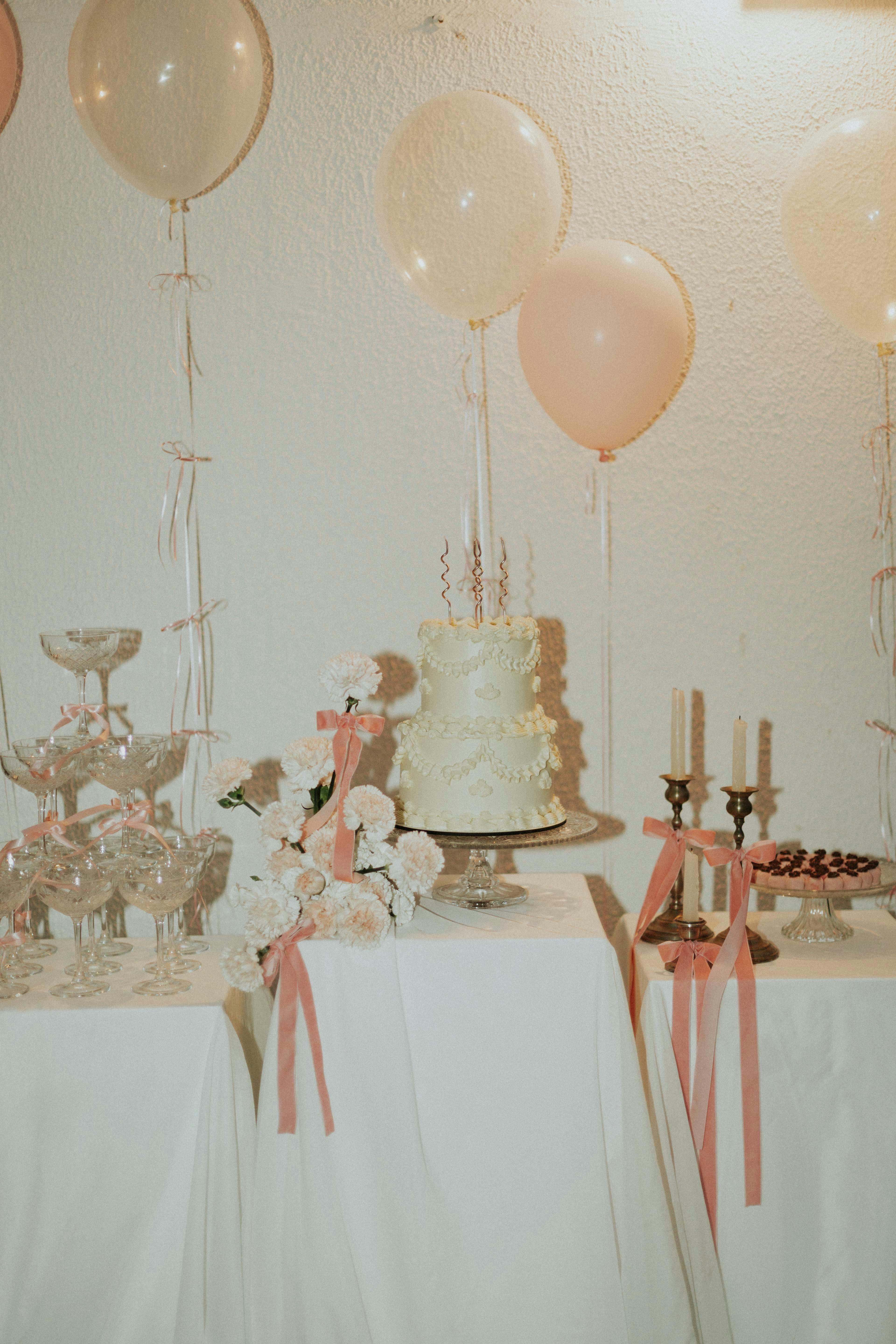 Elegant Vintage Party Table Setting · Free Stock Photo