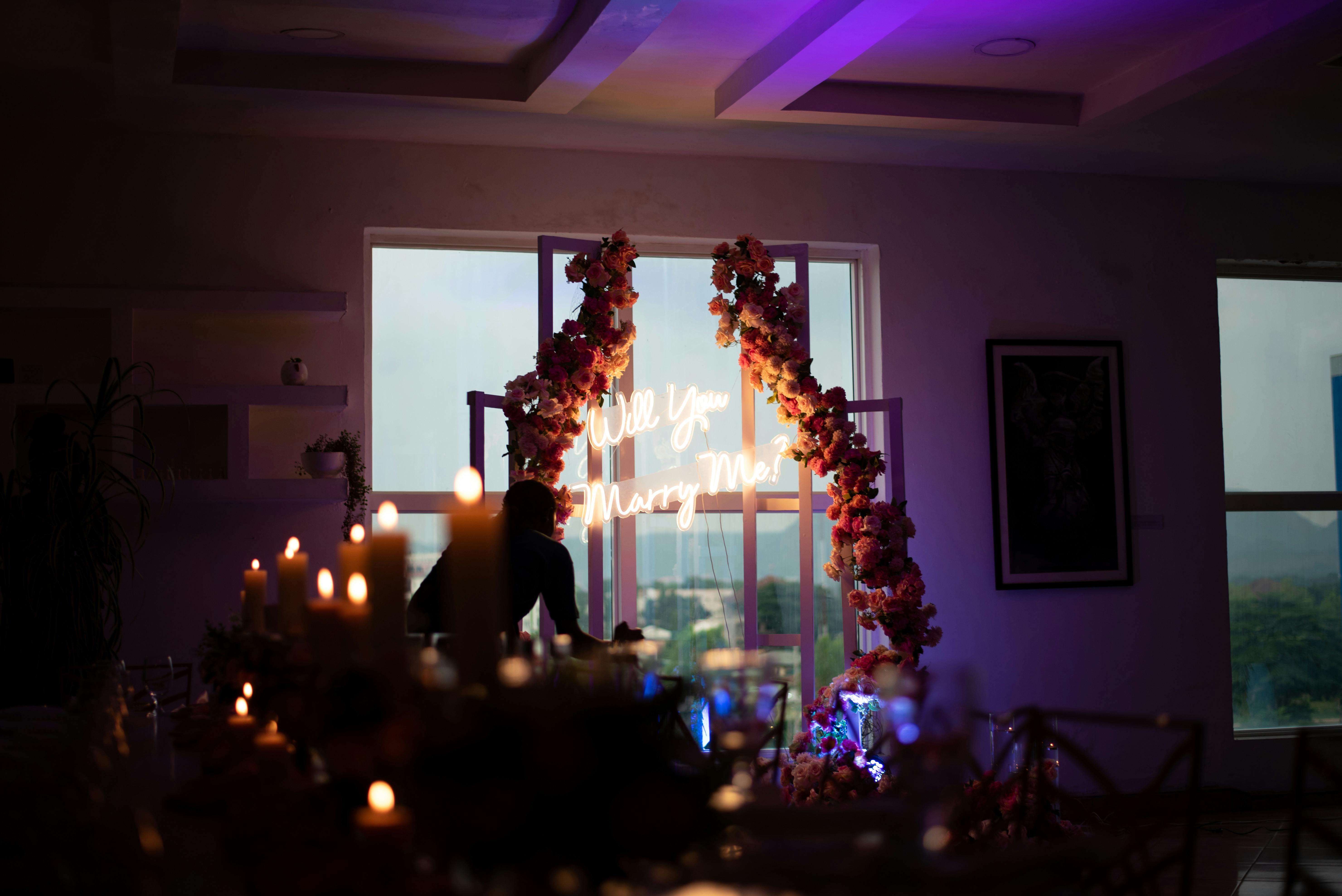 Romantic Marriage Proposal Setting in Lagos · Free Stock Photo