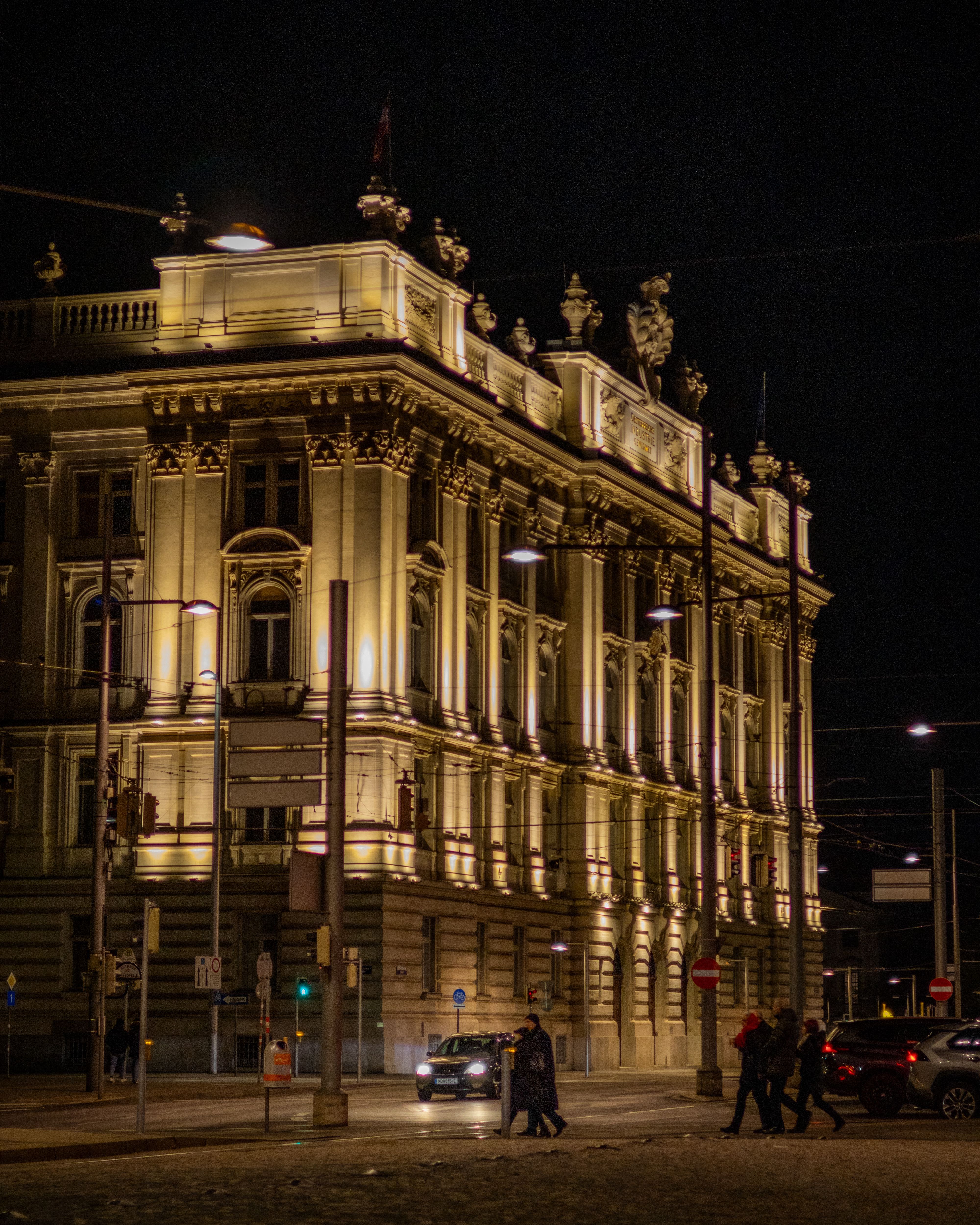 Illuminated Historic Building at Night · Free Stock Photo