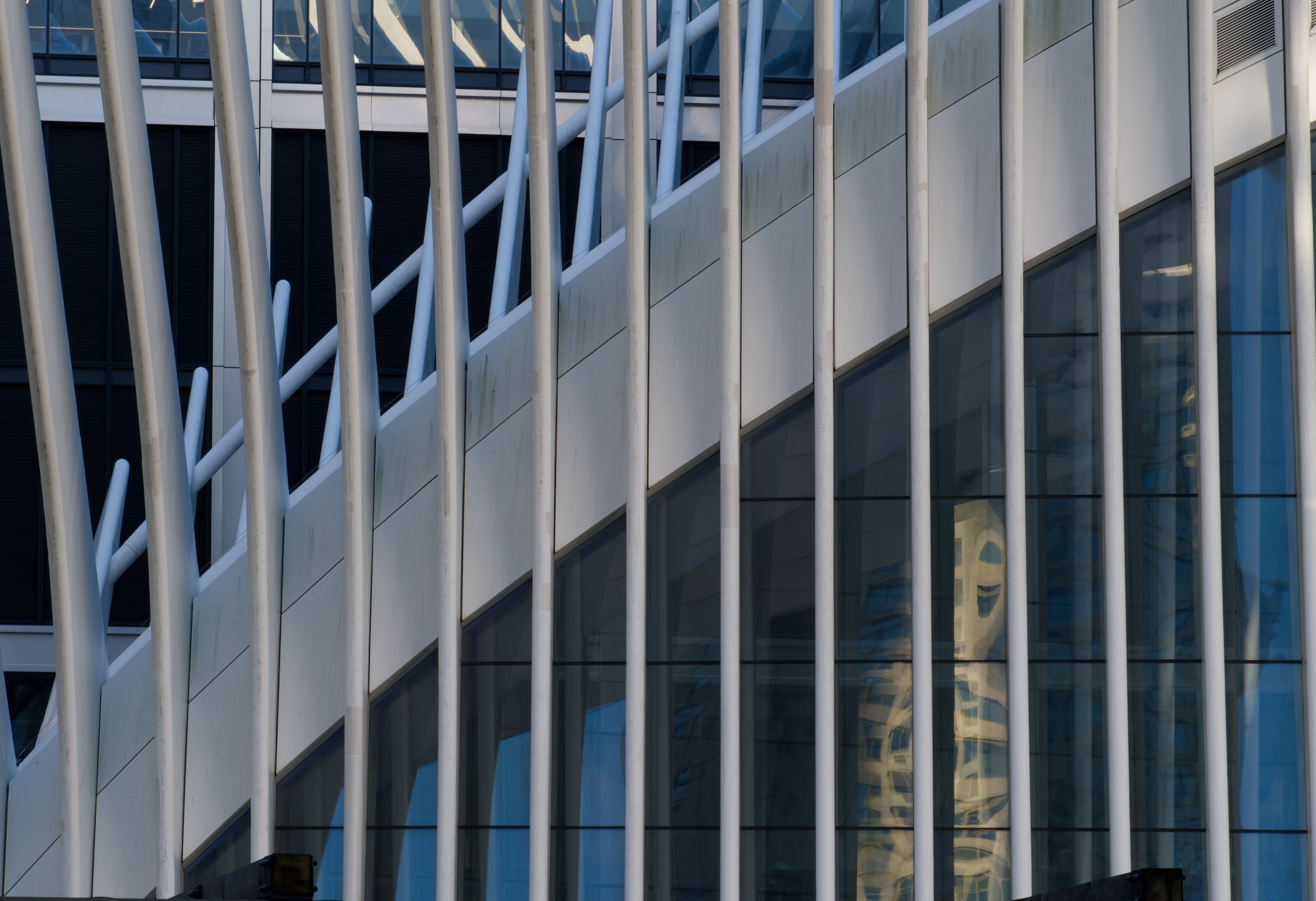 Modern Architectural Detail with Glass Reflection · Free Stock Photo