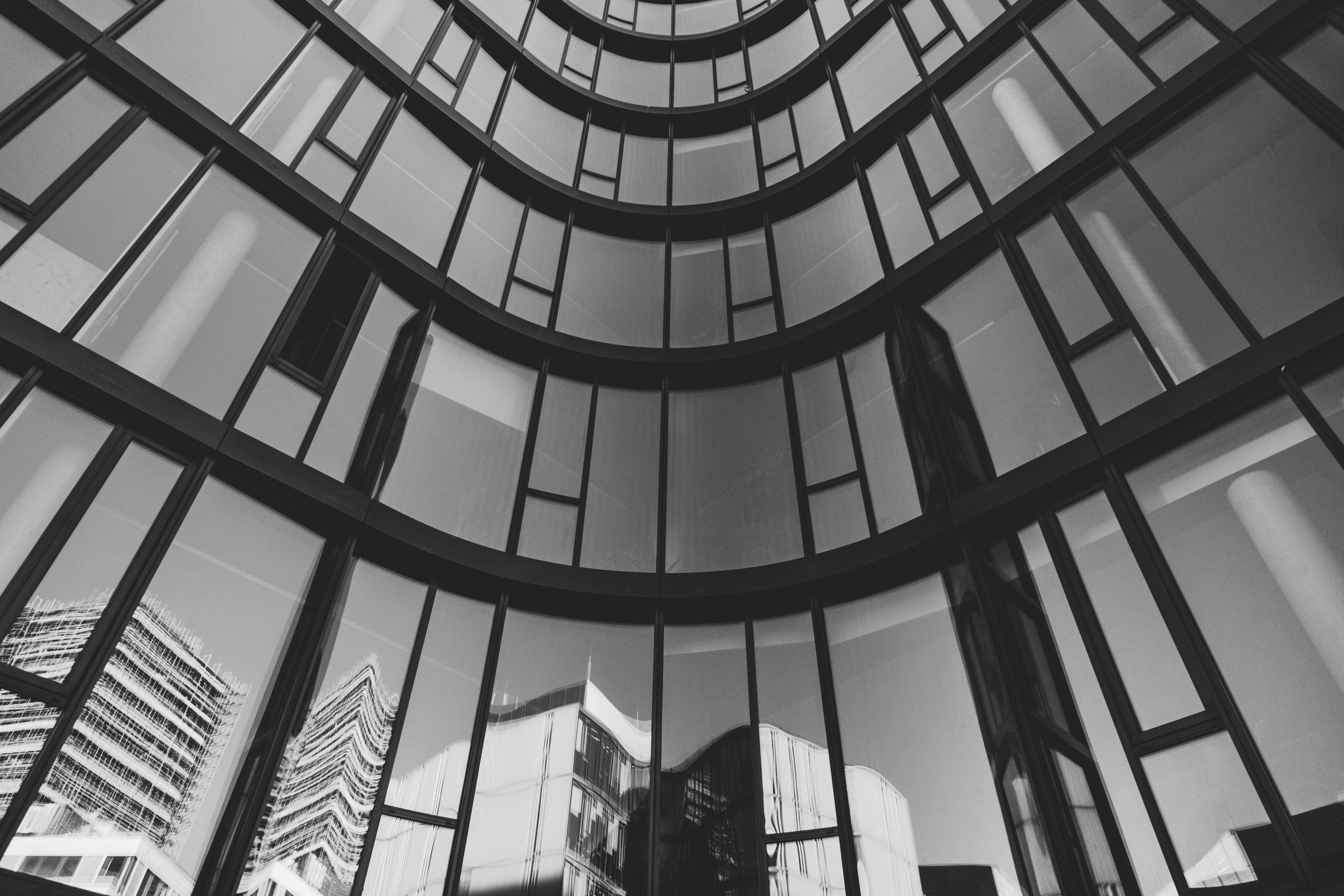 Abstract Black and White Modern Architecture · Free Stock Photo