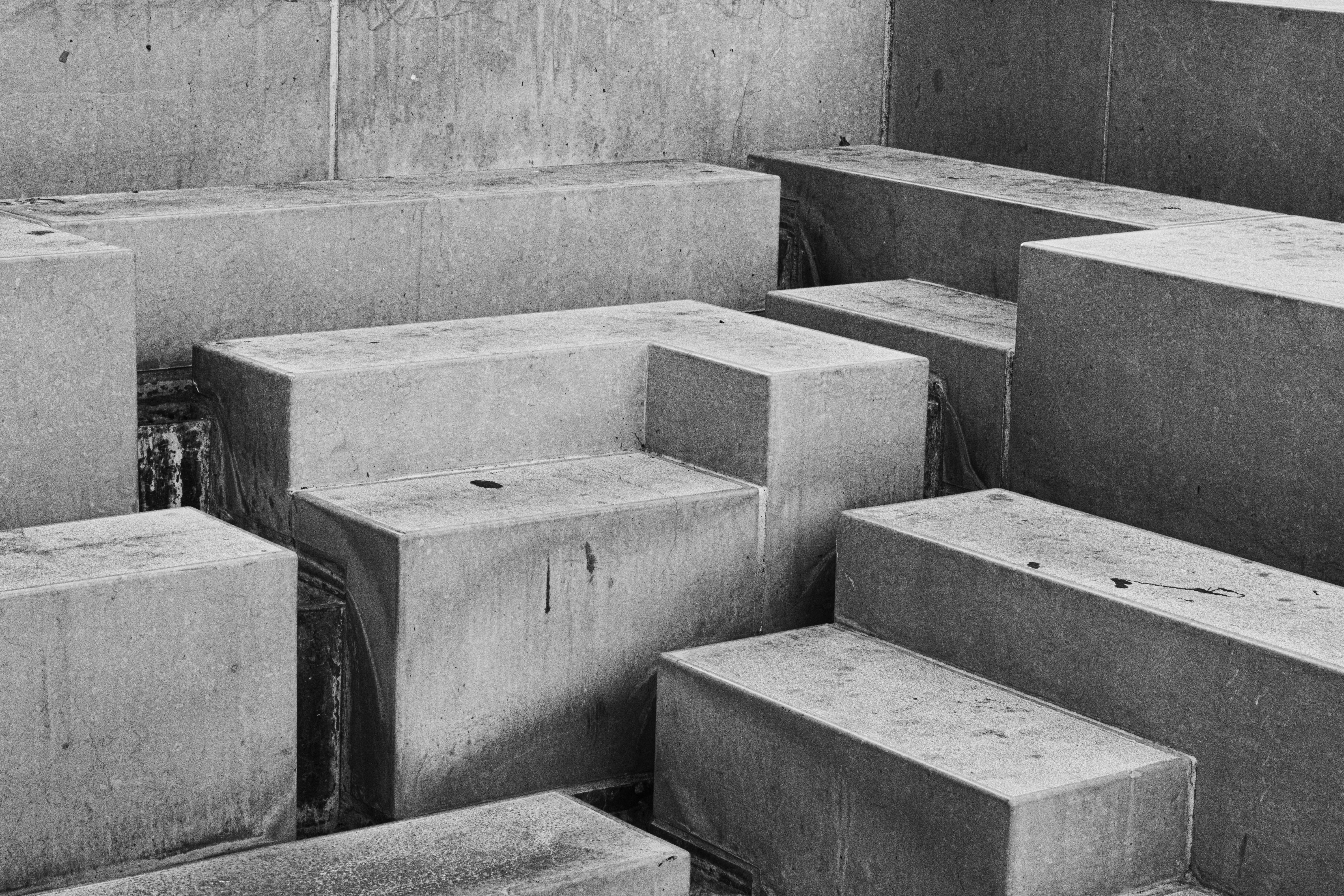 Abstract Minimalist Concrete Architecture · Free Stock Photo
