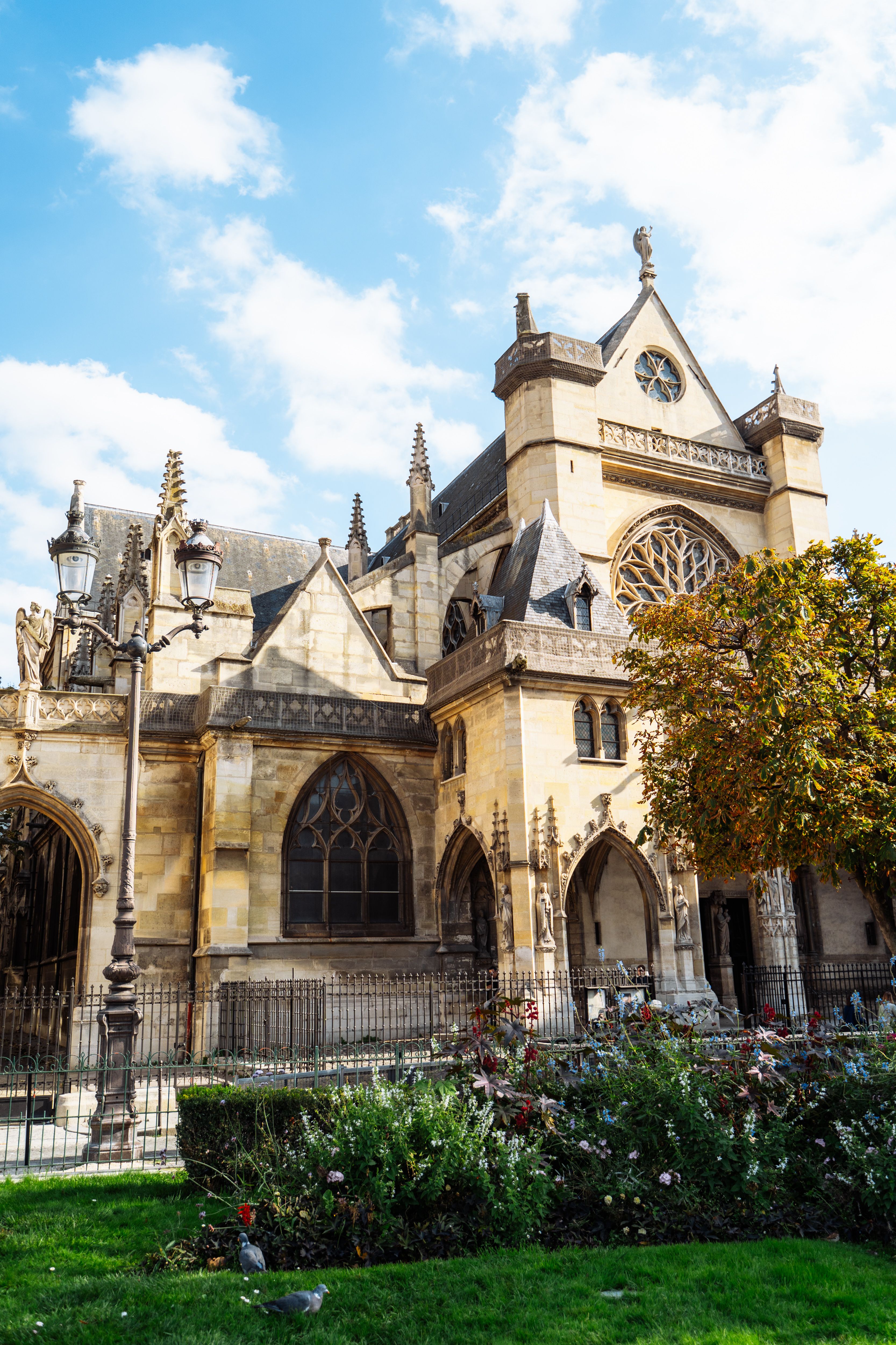 Historic Parisian Church with Gothic Architecture · Free Stock Photo