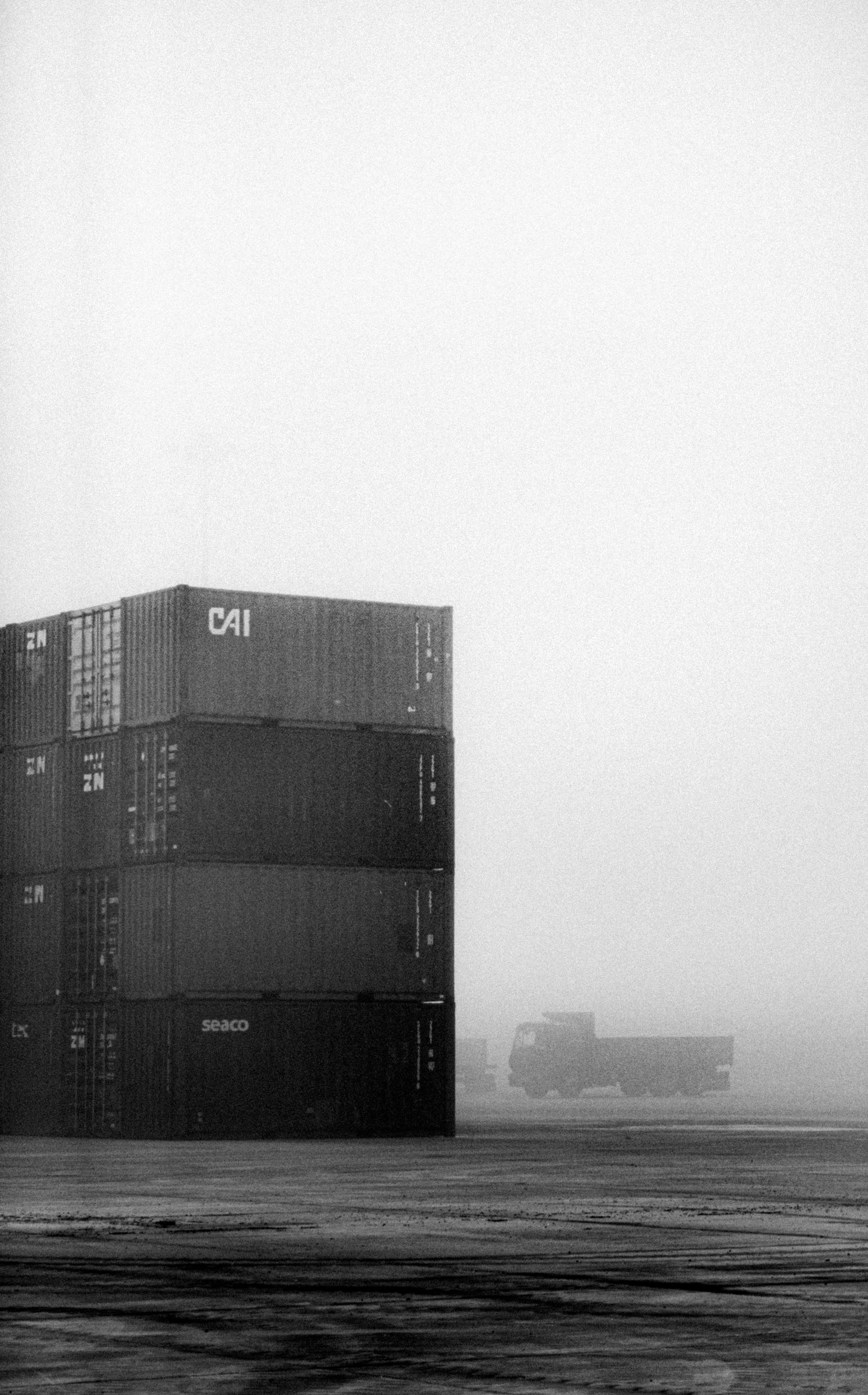 White Container Truck Photos, Download The BEST Free White Container ...
