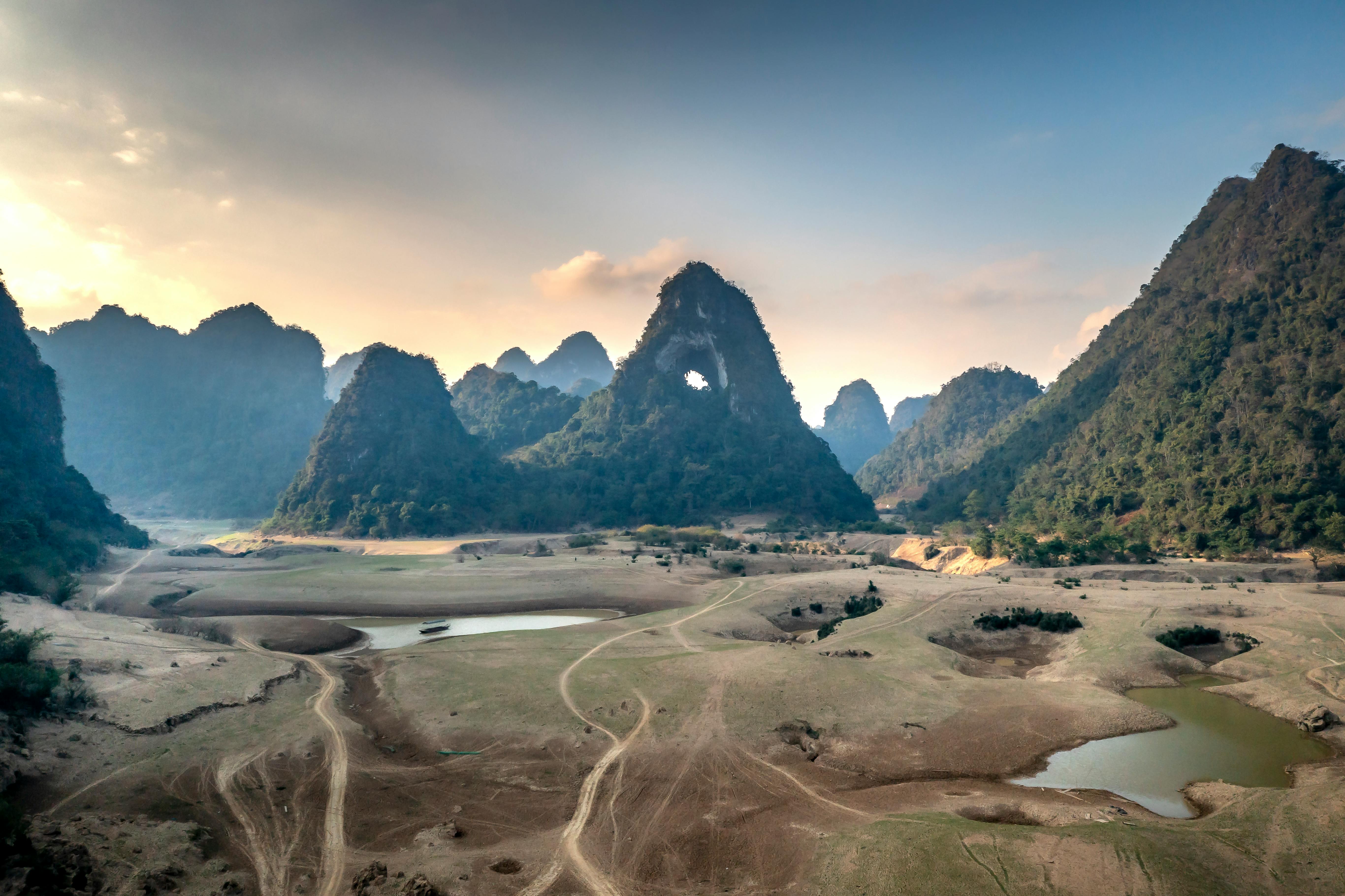 Green Mit Drone Photos, Download The BEST Free Green Mit Drone Stock ...