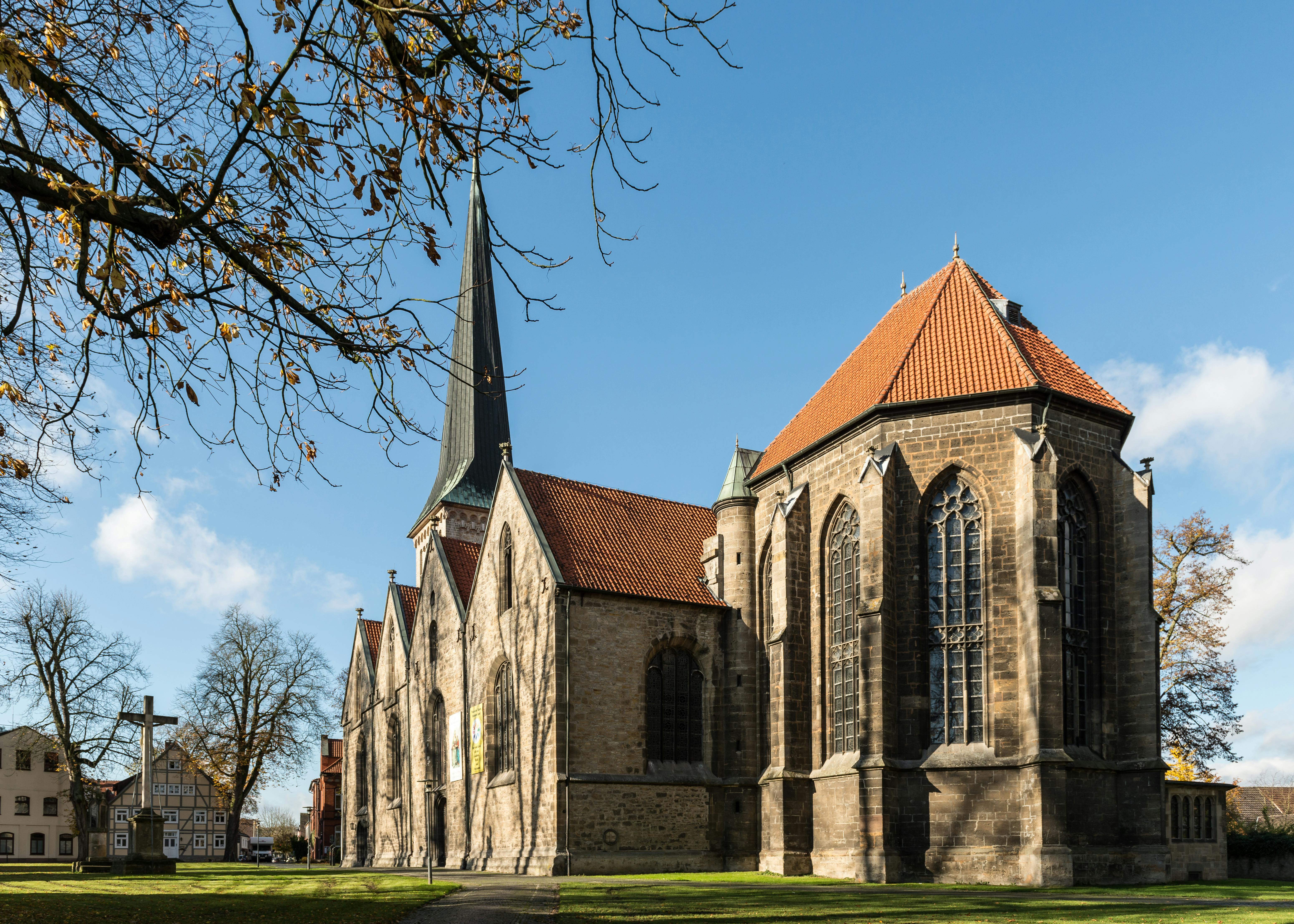Historic Church in Brakel under Blue Sky · Free Stock Photo