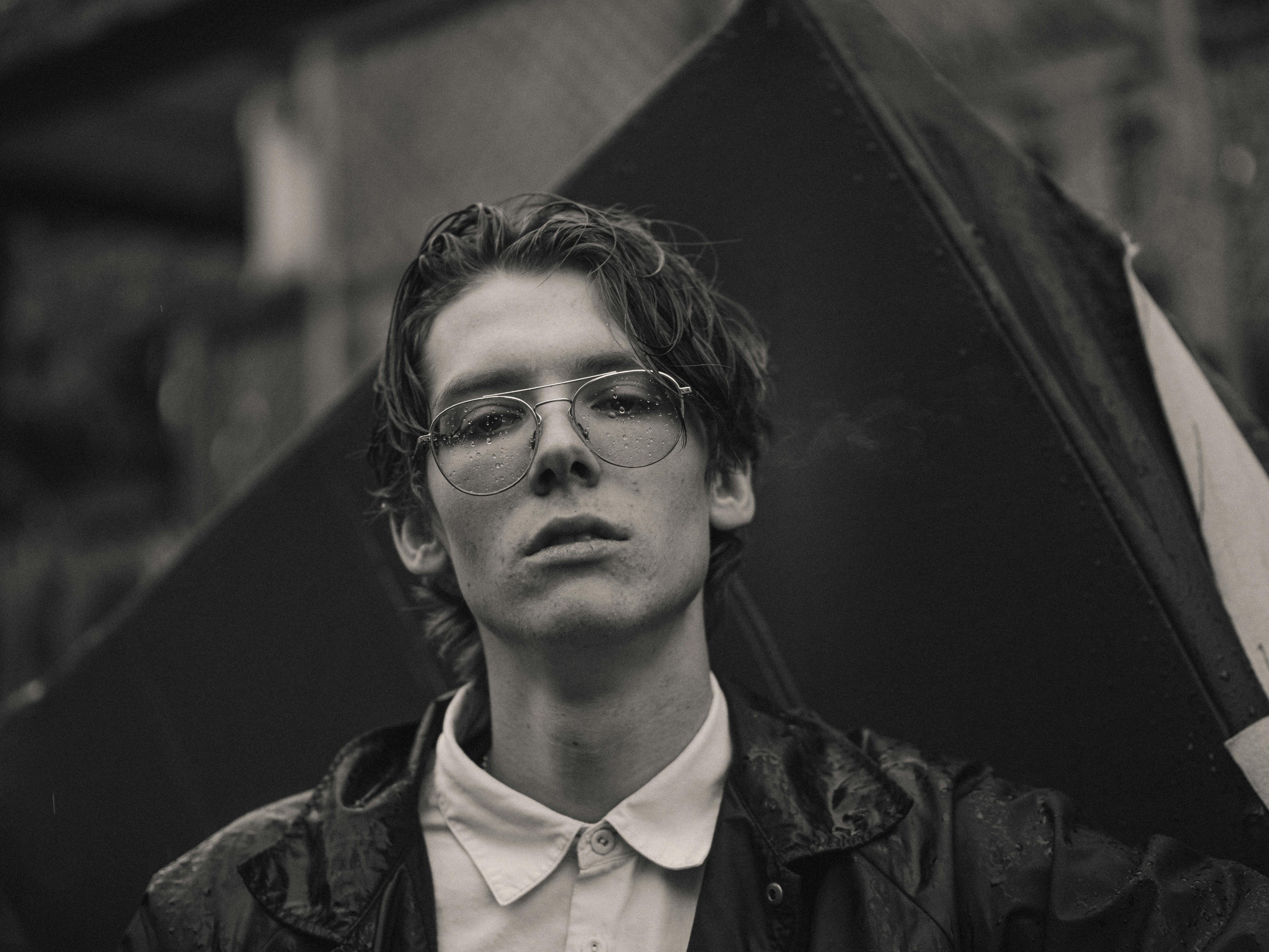 Photogenic Dark Background Photos, Download The BEST Free Photogenic ...