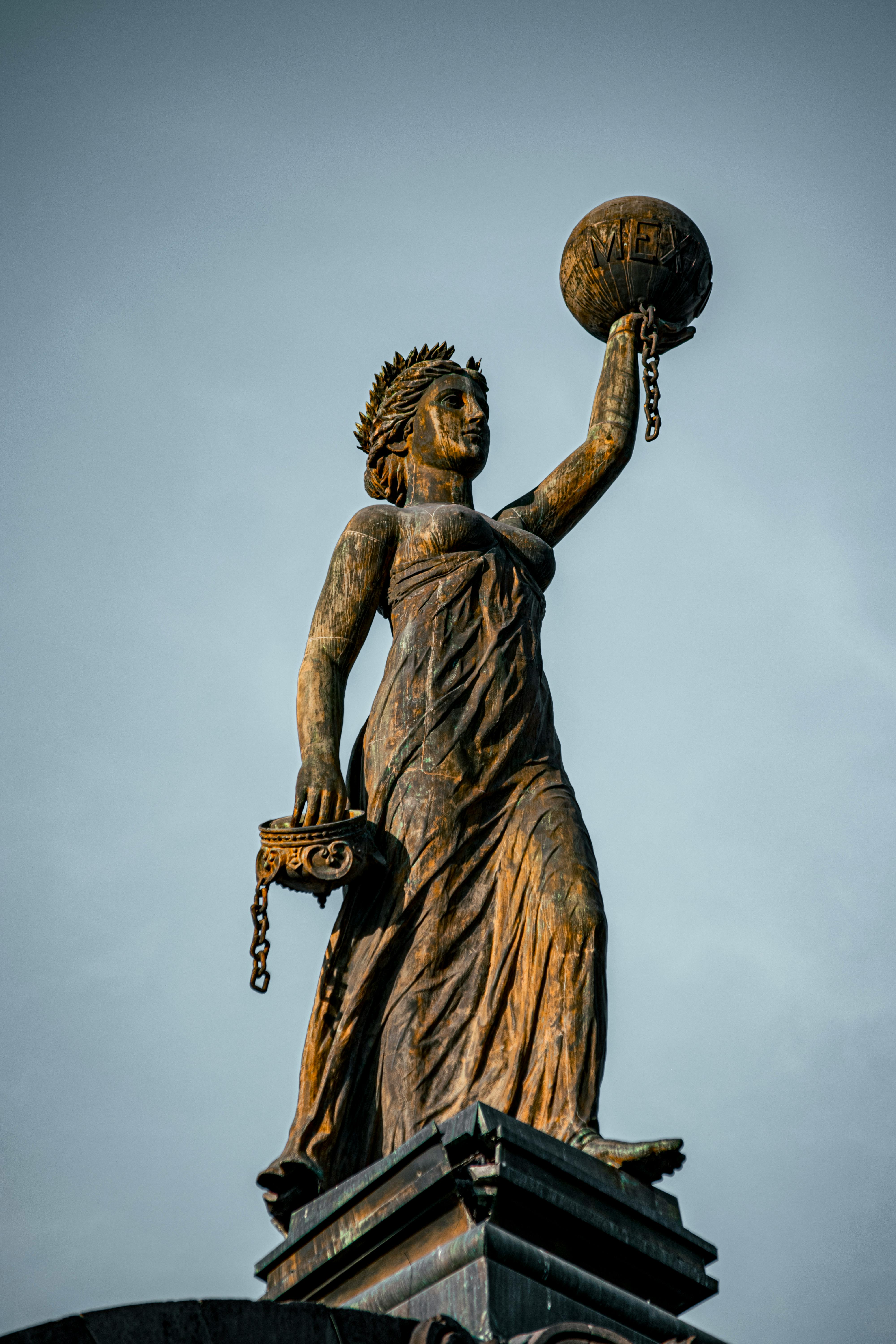 Statue of Justice in Monterrey under Blue Sky · Free Stock Photo