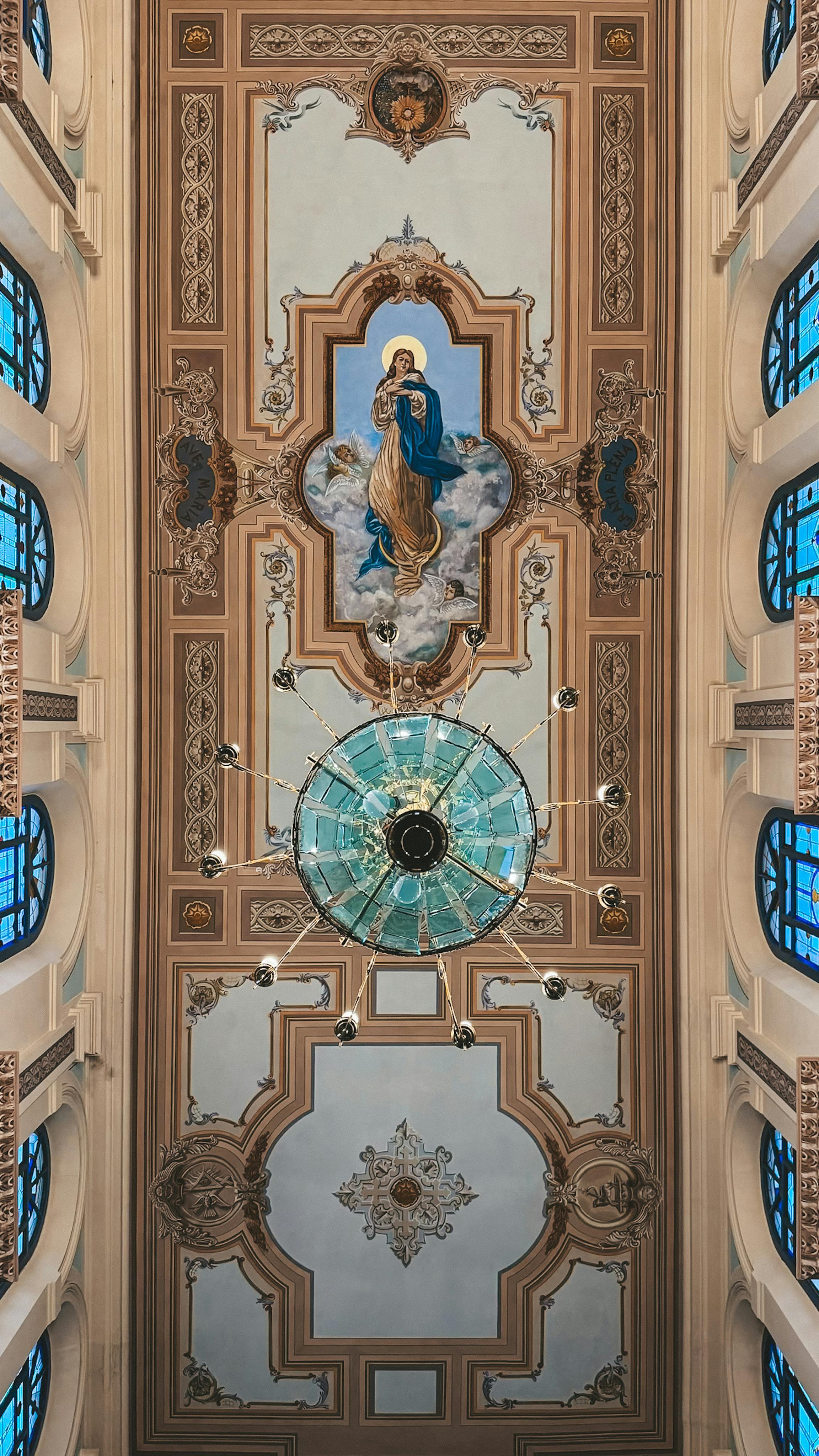 Intricate Church Ceiling with Religious Iconography · Free Stock Photo