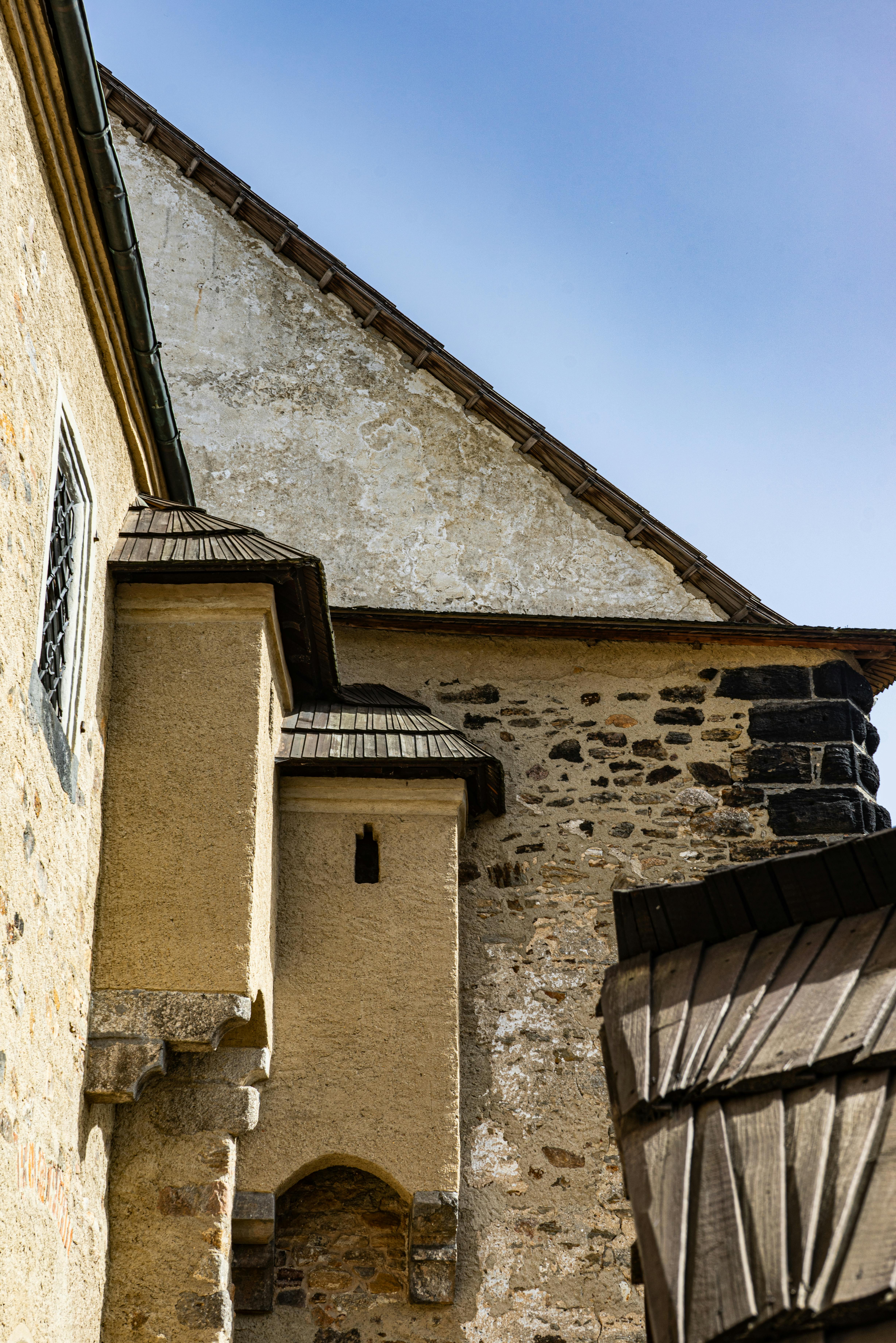 Historic Stone Wall with Unique Architecture · Free Stock Photo