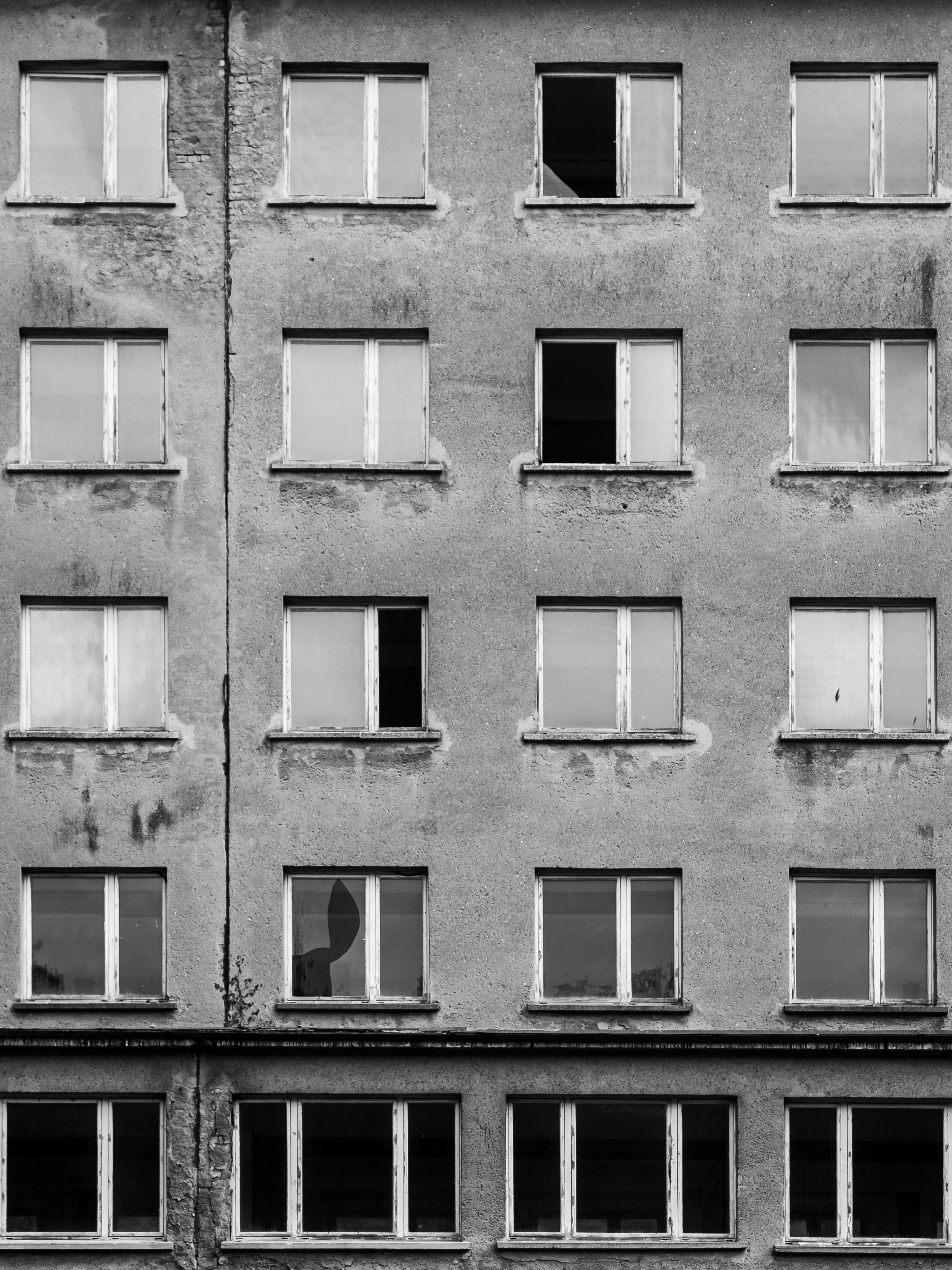 Building Grid Photos, Download The BEST Free Building Grid Stock Photos ...