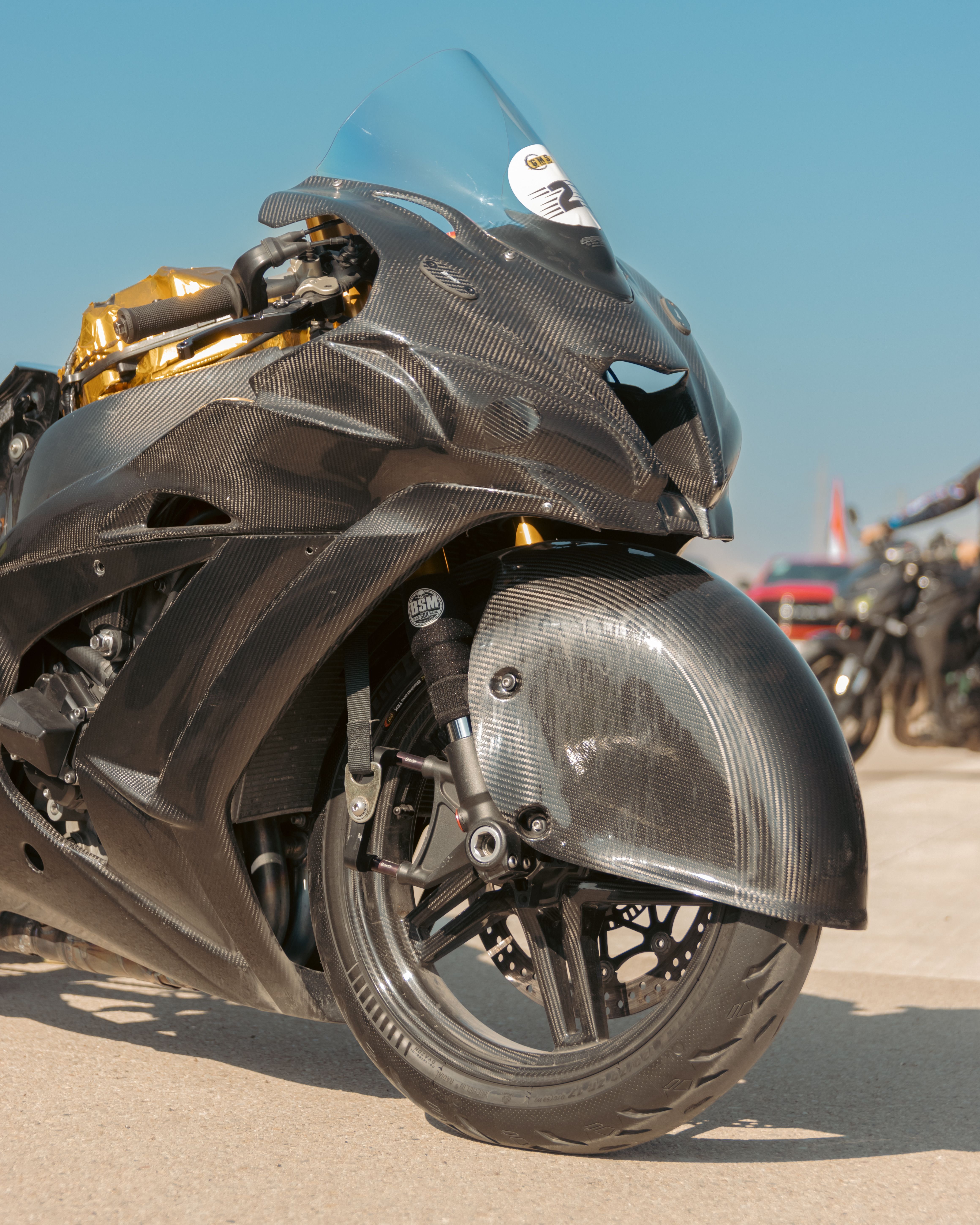Close-Up of a Carbon Fiber Motorcycle in Iraq · Free Stock Photo