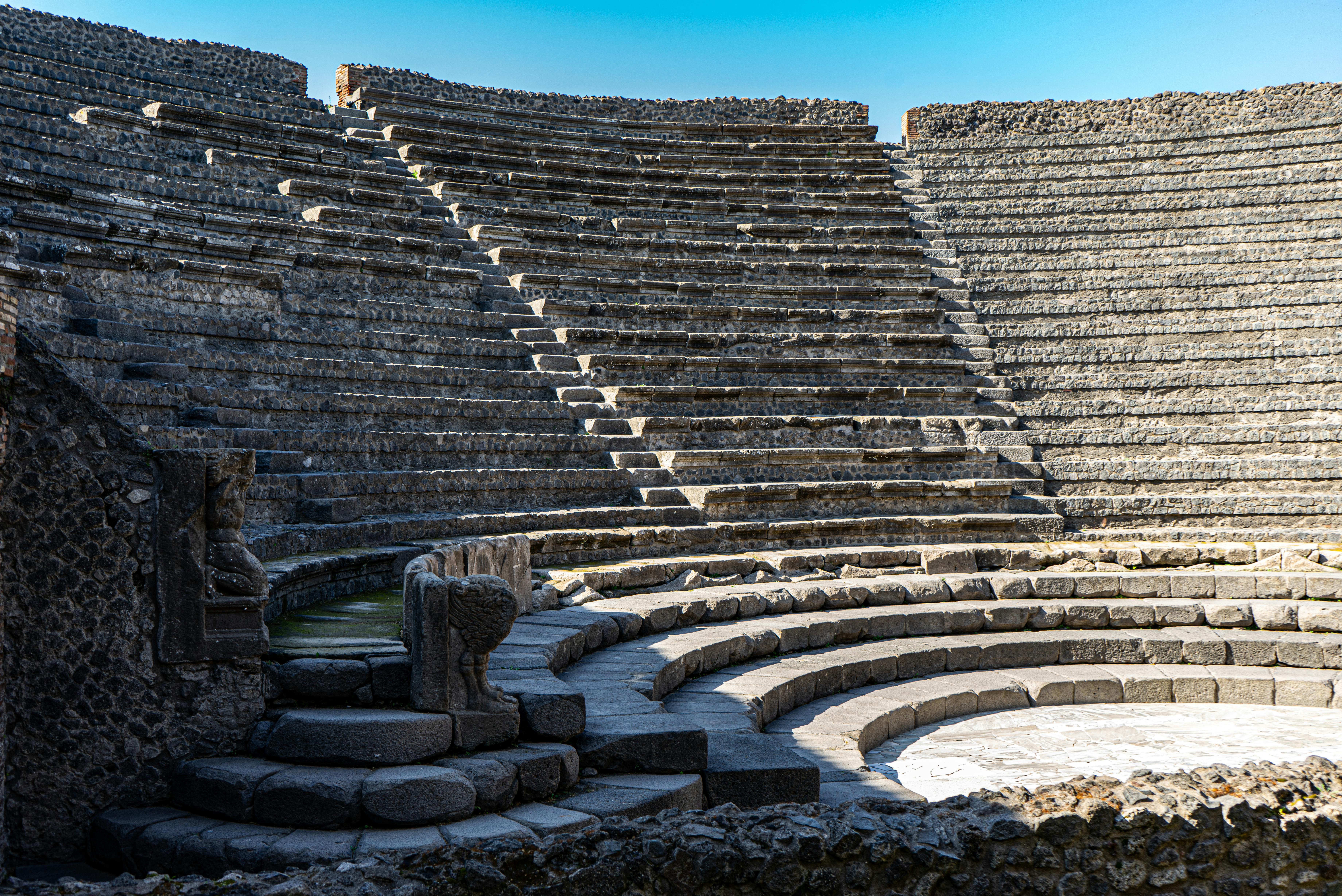 Ancient Roman Amphitheatre in Pompeii Ruins · Free Stock Photo