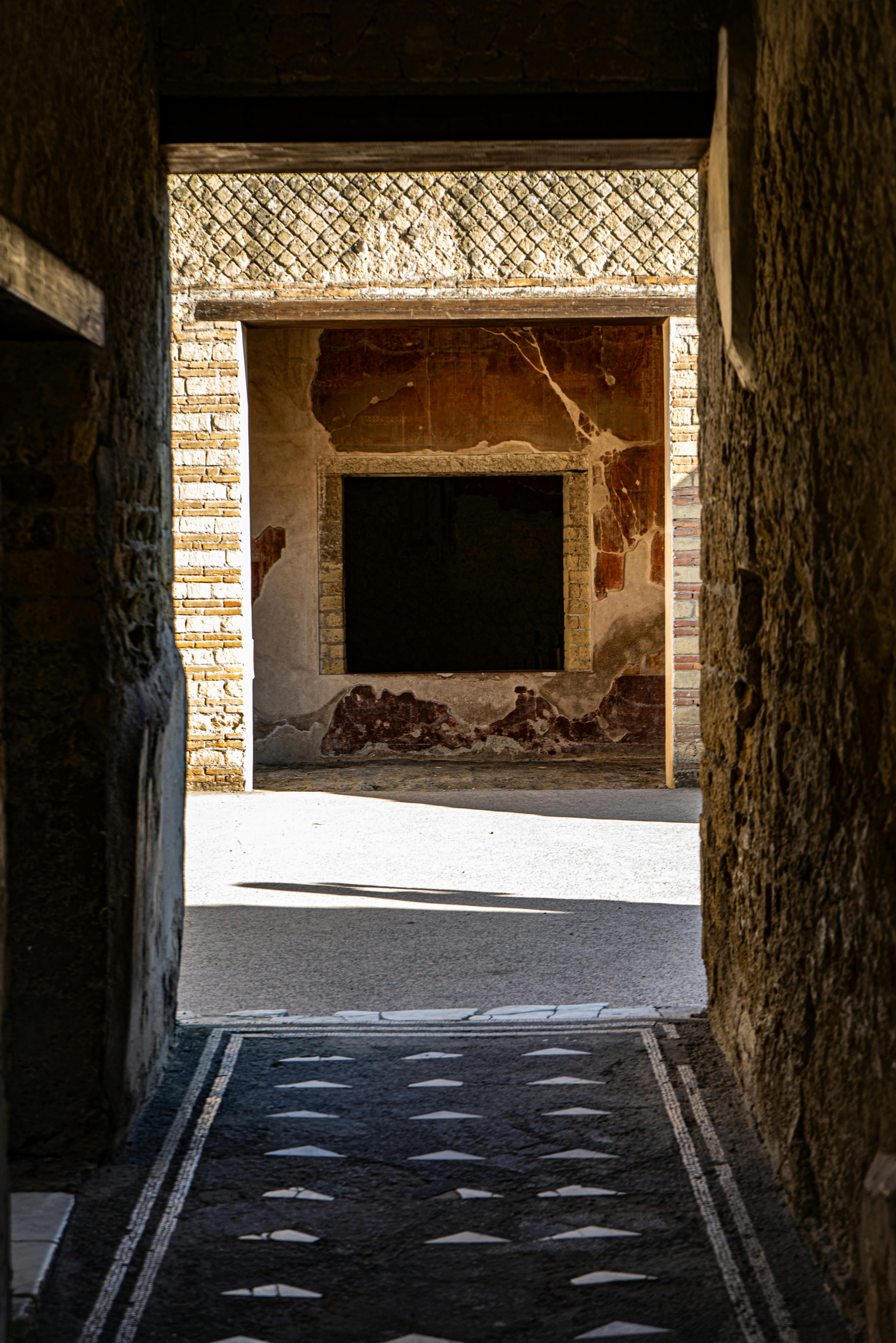 Historic Interior of Ercolano Ruins Passageway · Free Stock Photo