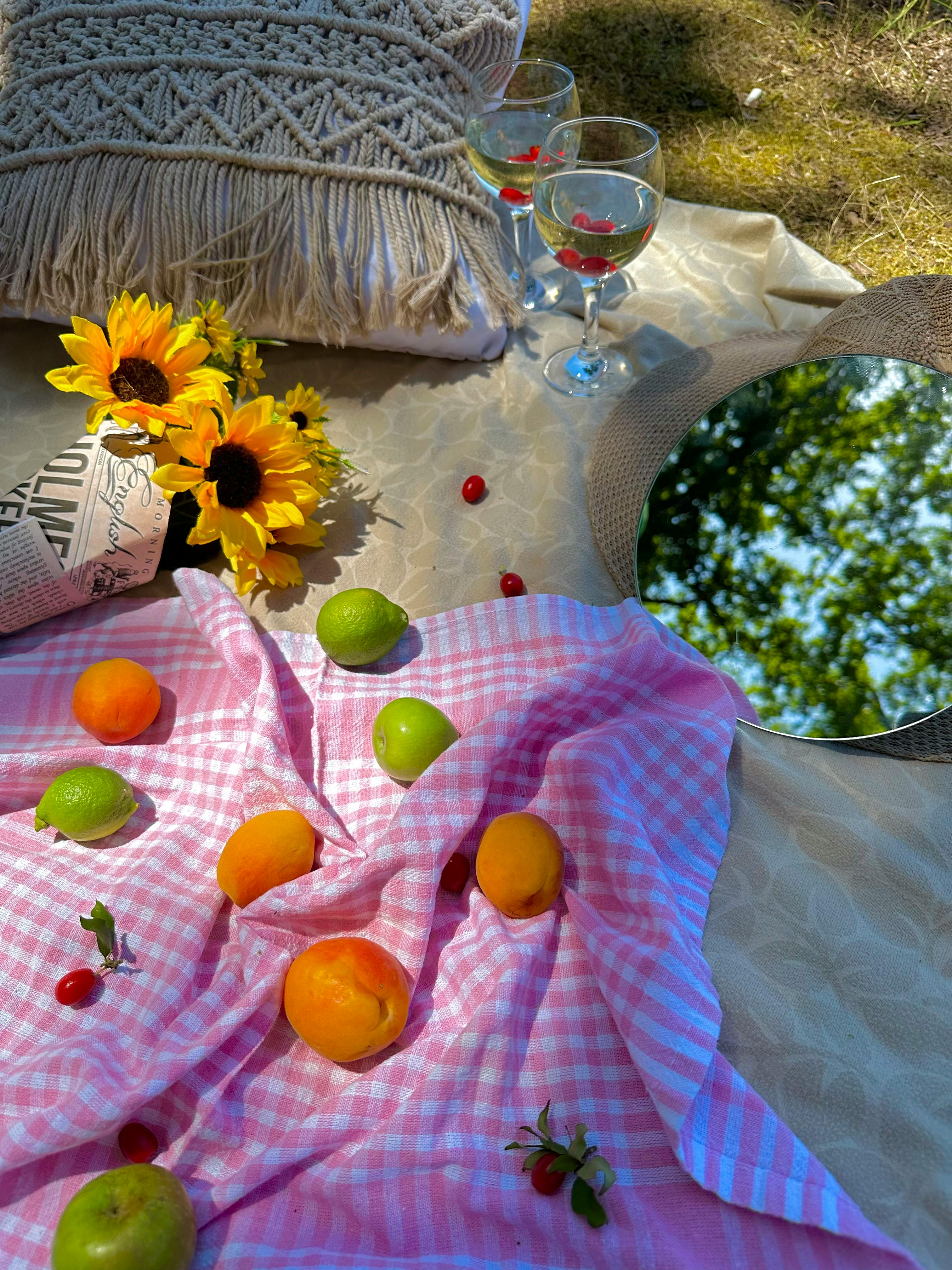 Permen Apricot Photos, Download The BEST Free Permen Apricot Stock ...