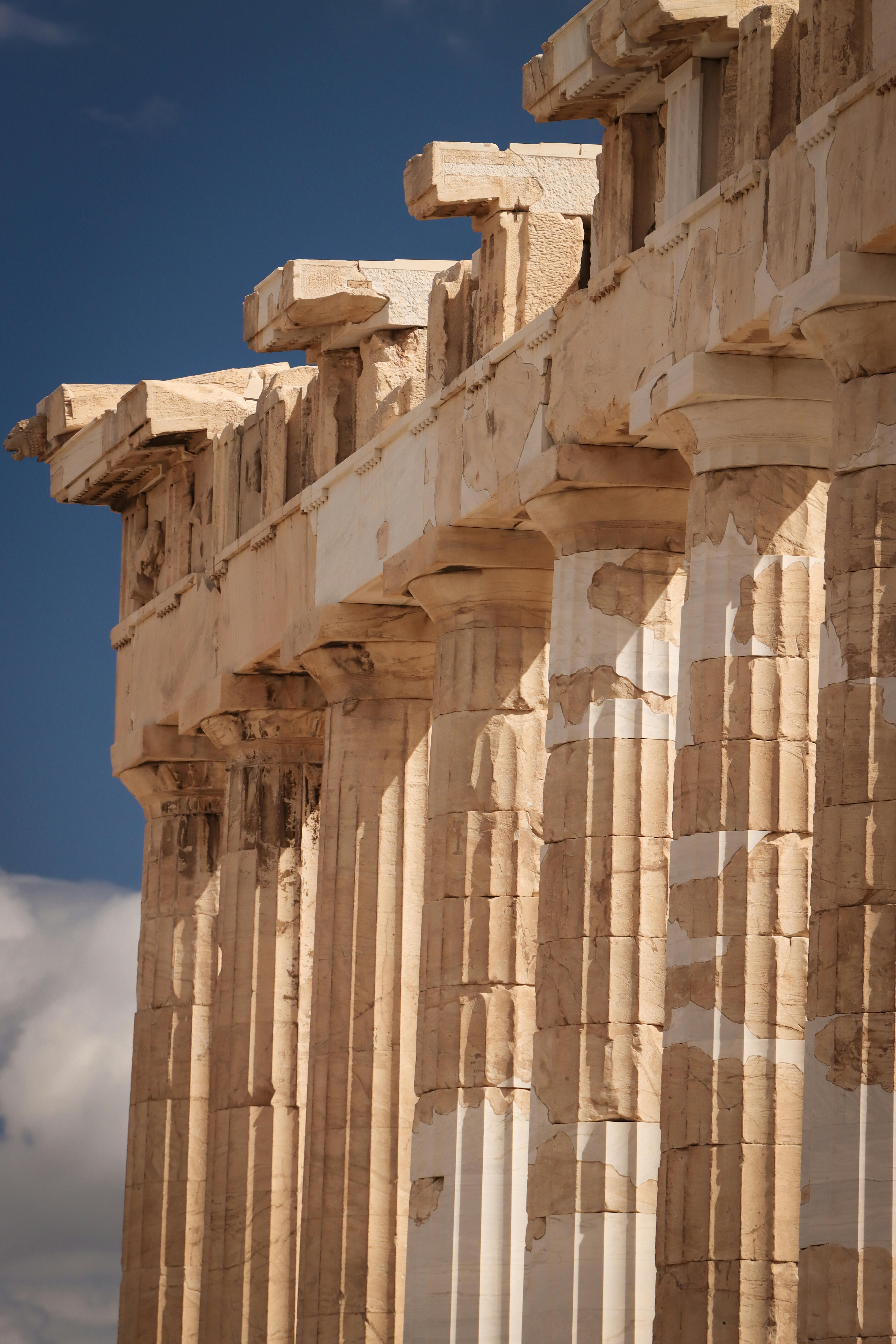 Majestuosas Columnas Del Partenón De Atenas · Foto de stock gratuita