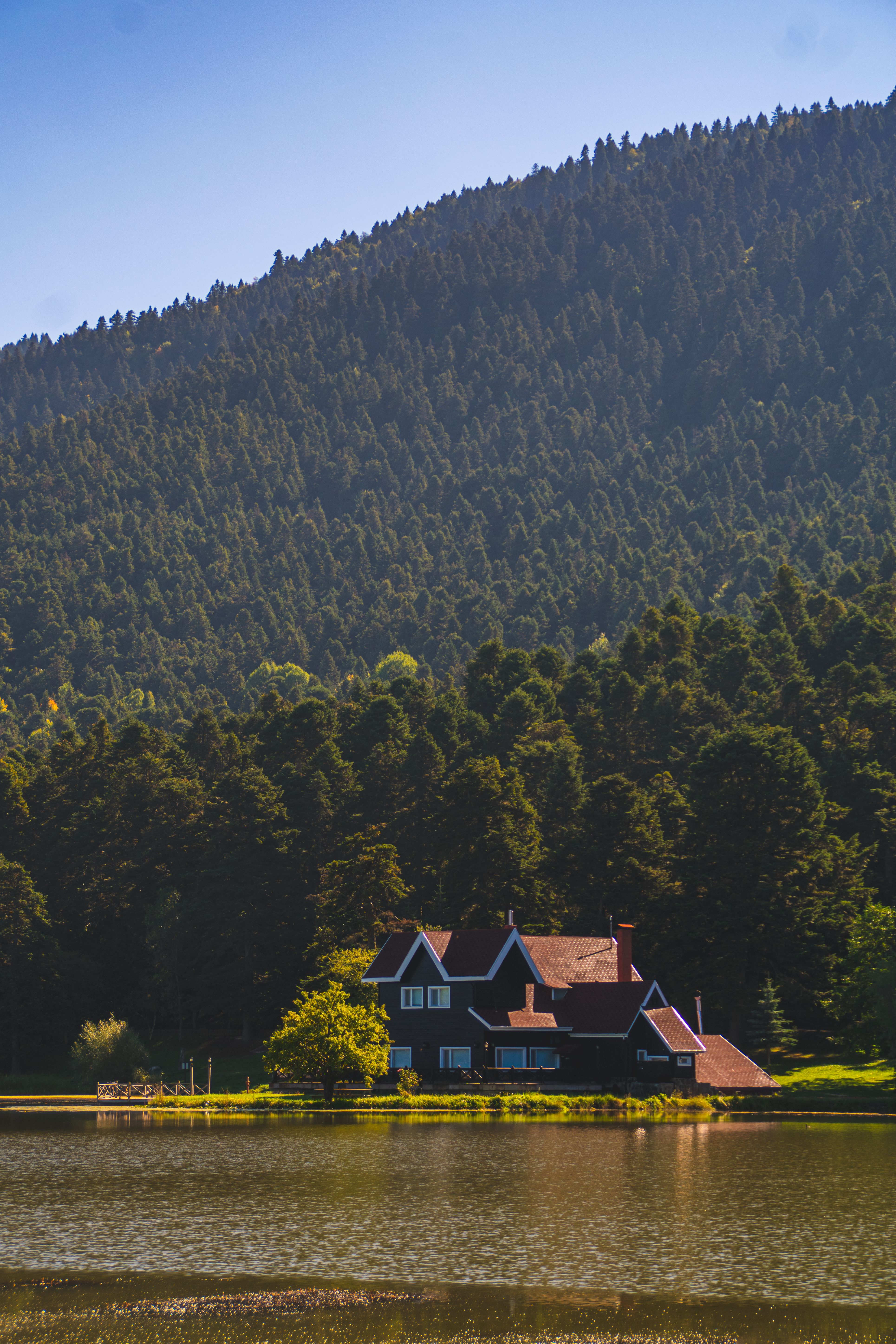 House Under Lake · Free Stock Photo