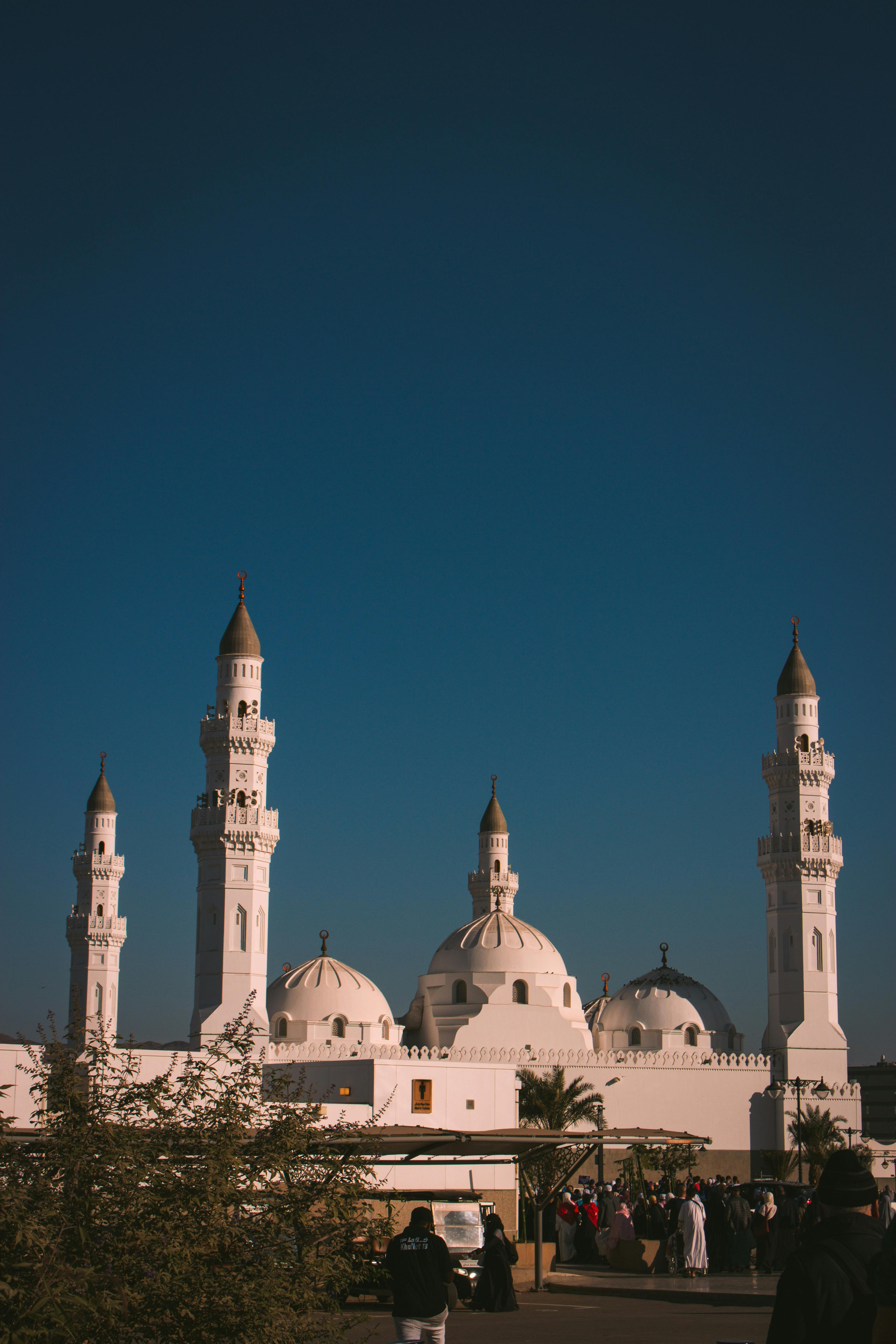 Historic Quba Mosque in Medina, Saudi Arabia · Free Stock Photo