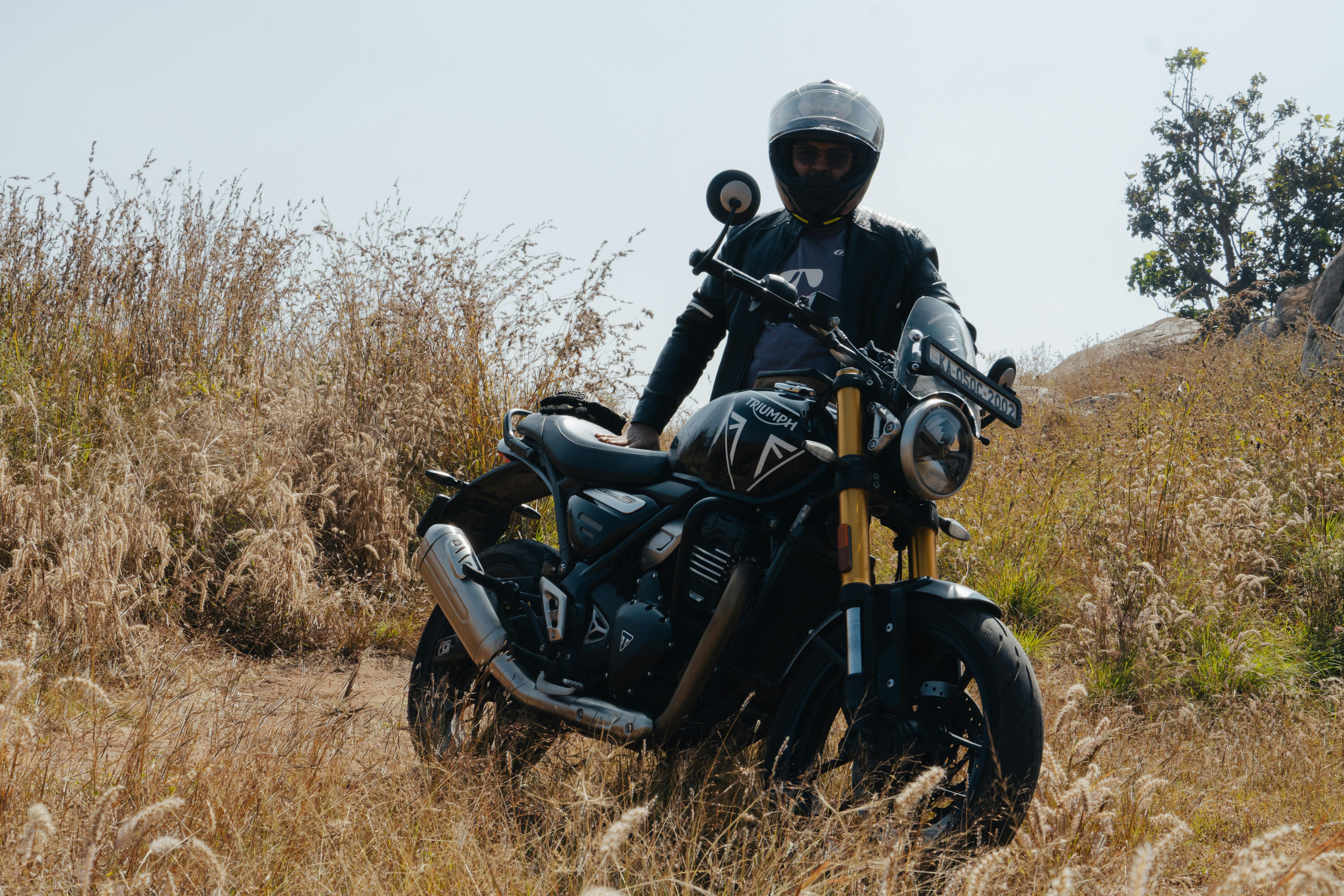 Motorcycle Adventure in Bengaluru Grasslands · Free Stock Photo