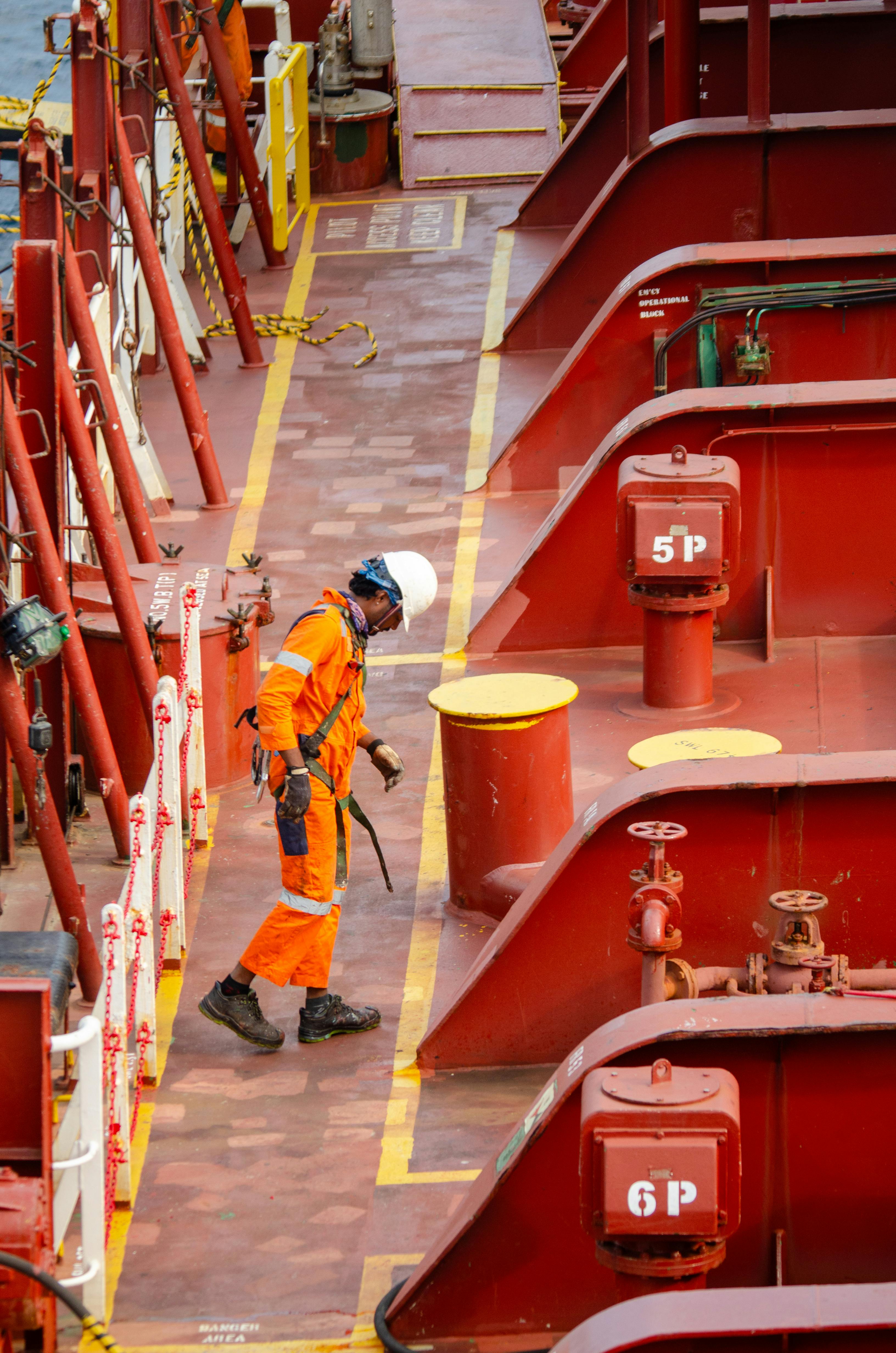 Ship Engineer Photos, Download The BEST Free Ship Engineer Stock Photos ...