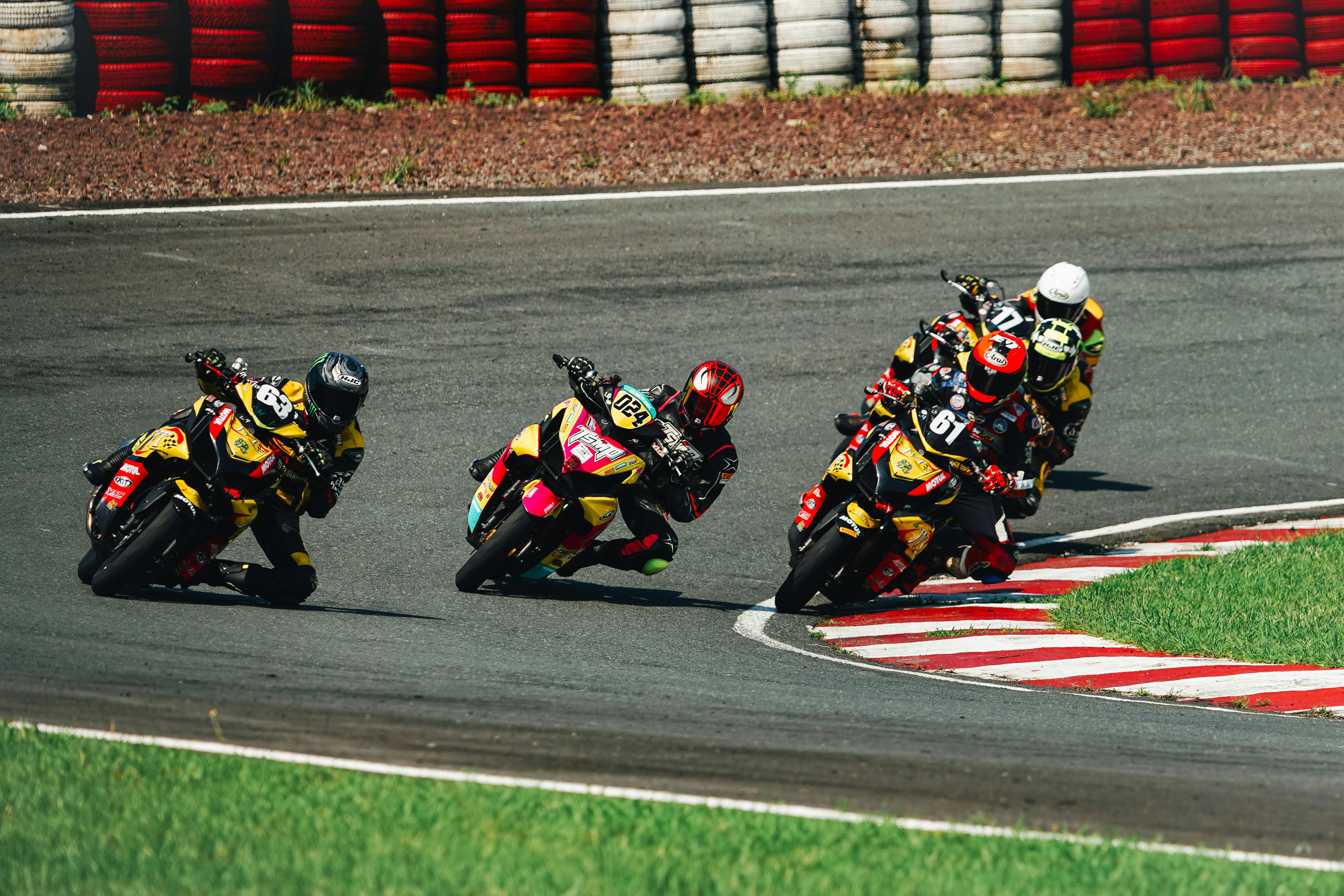 Motor Racing Photos, Download The BEST Free Motor Racing Stock Photos ...