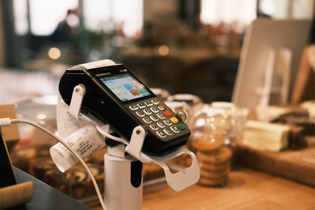 Citizens Bank Stock Symbol CFG Financial Insights and Trends