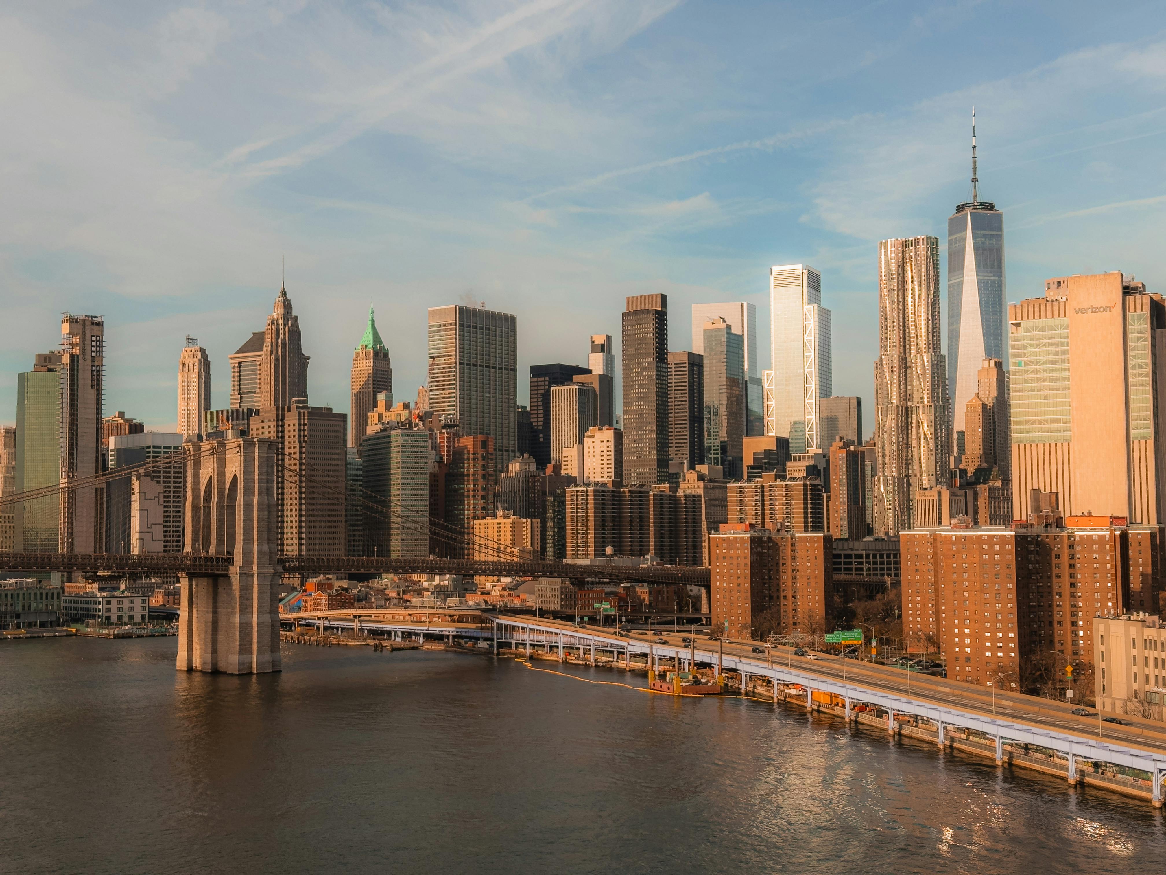 Vista Panorâmica Do Horizonte Da Cidade De Nova York Durante O Dia ...