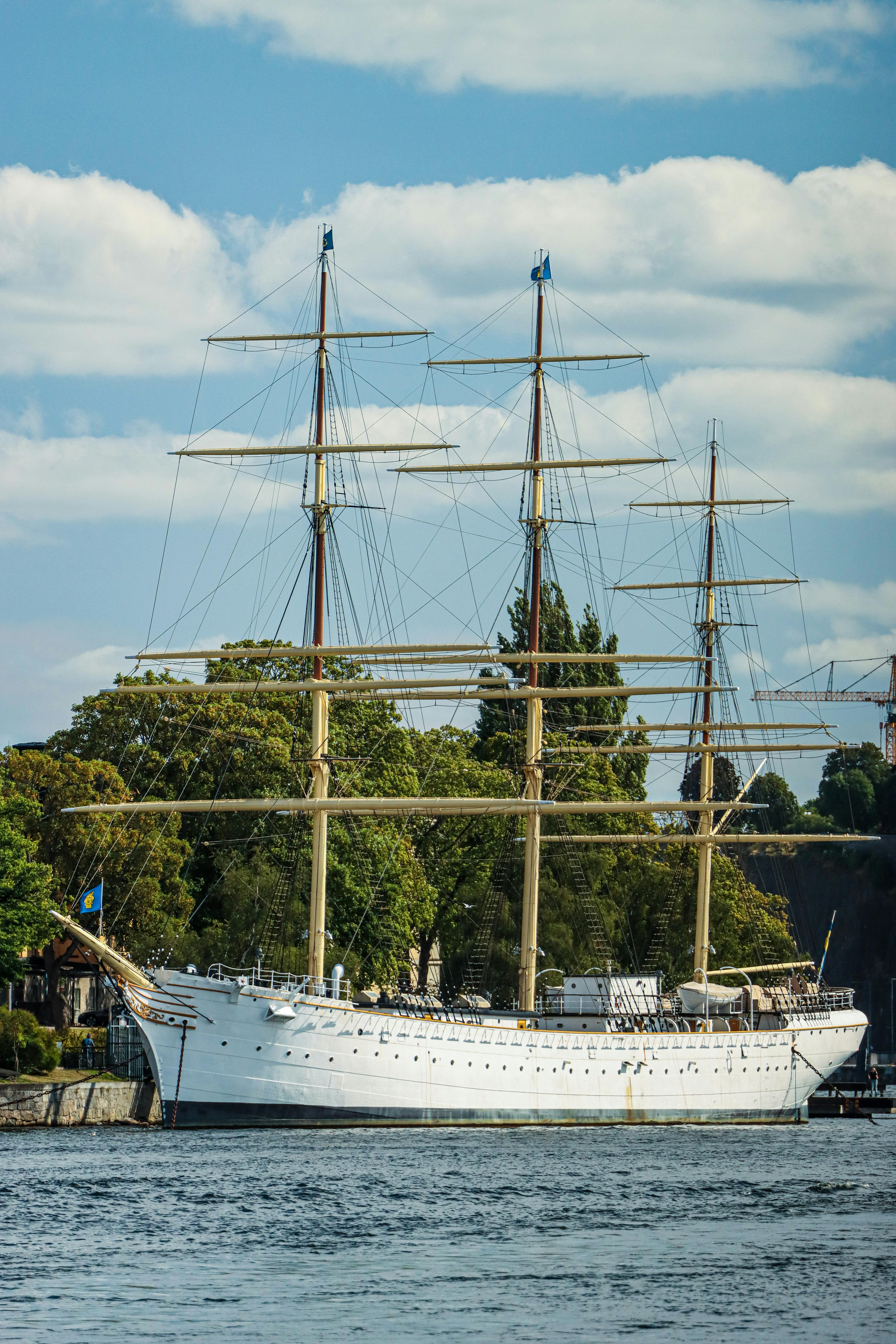 Jerry Rigging Photos, Download The BEST Free Jerry Rigging Stock Photos ...