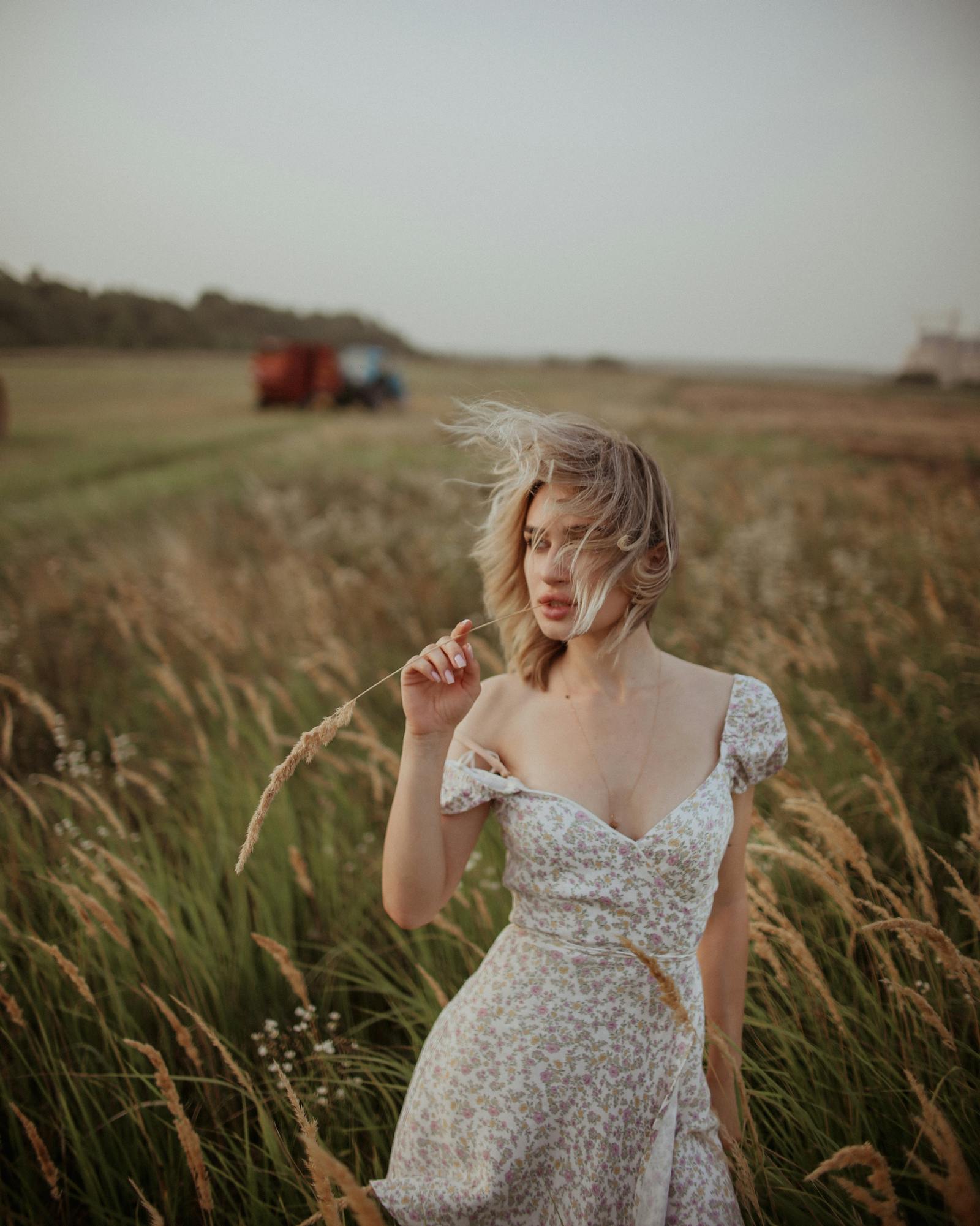 Summer Woman Photos, Download The BEST Free Summer Woman Stock Photos ...