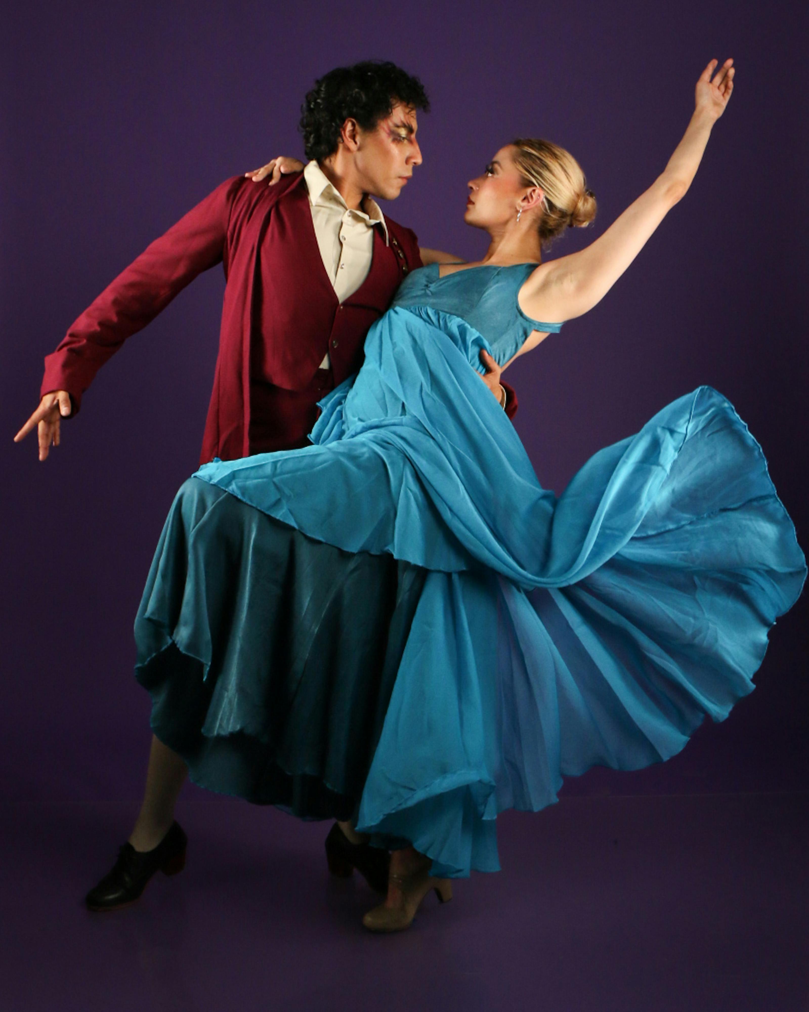 Elegant Dance Duo in Vibrant Attire · Free Stock Photo