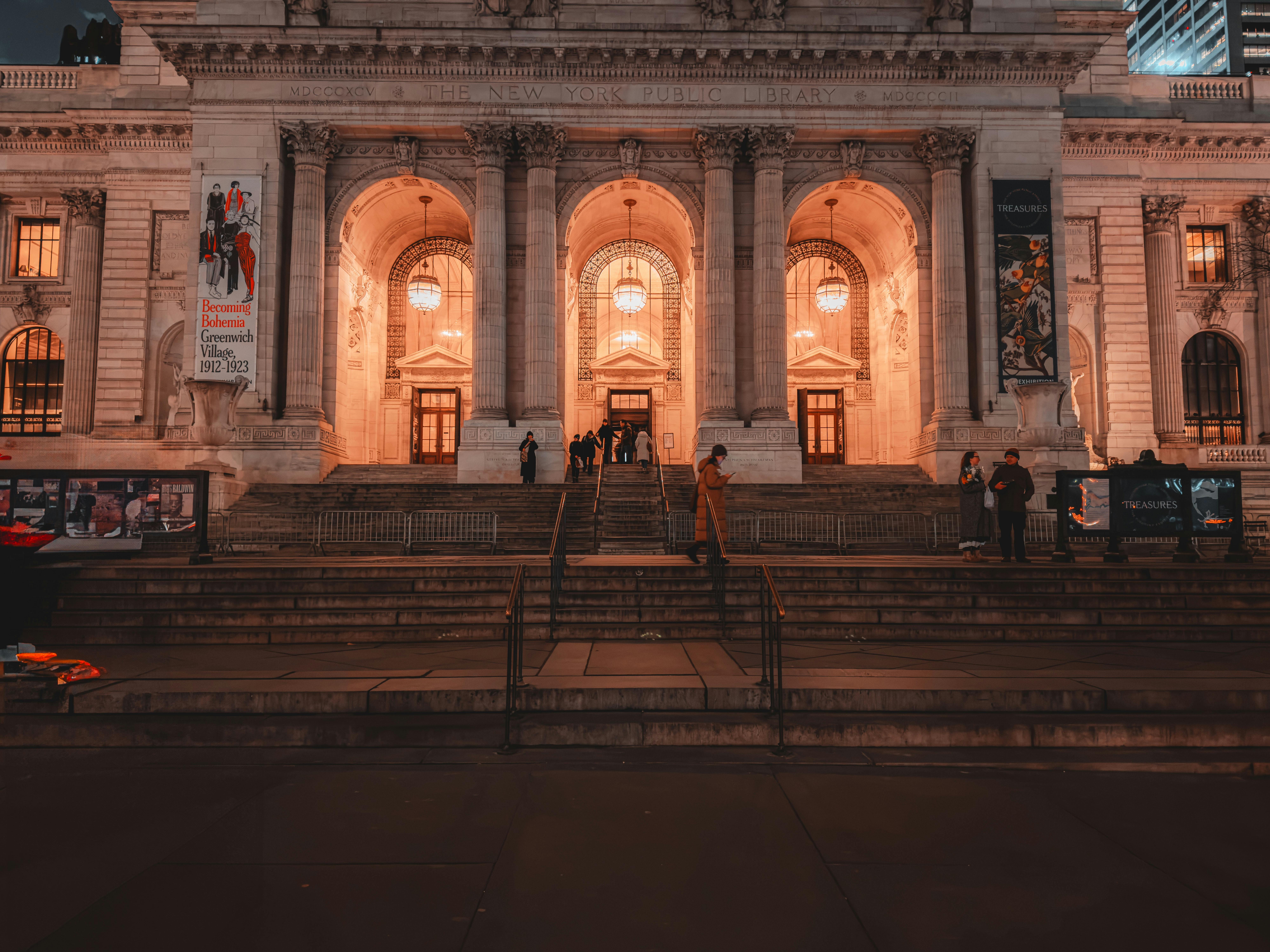 Elegant New York Public Library Entrance at Night · Free Stock Photo