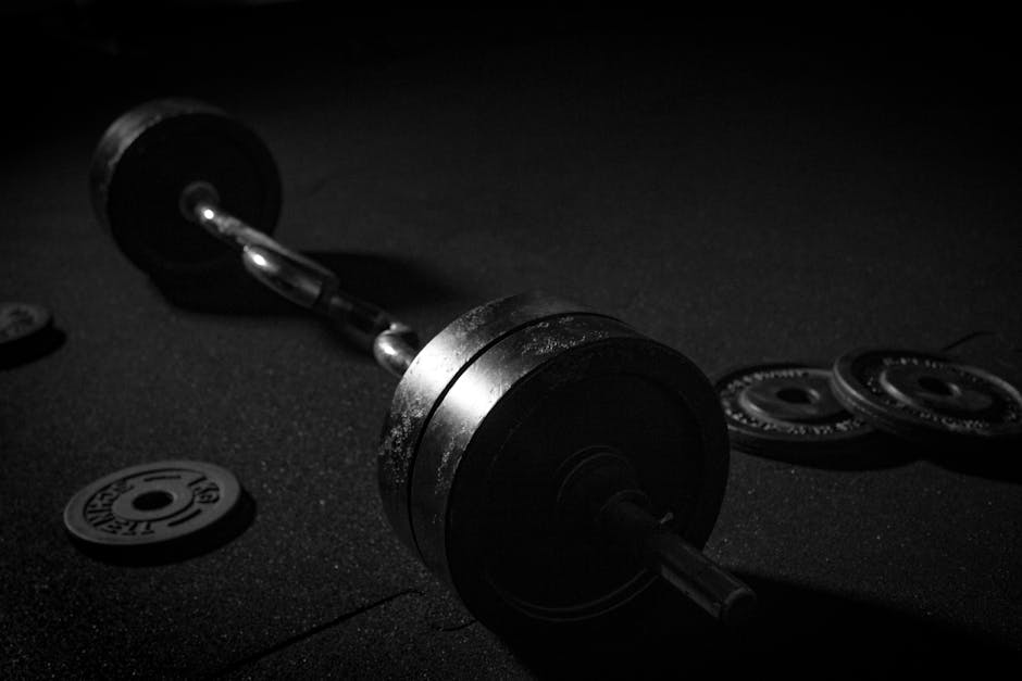 Kostenloses Foto zum Thema: dunkel, fitness, gewichte Kostenloses Foto zum Thema: dunkel, fitness, gewichte