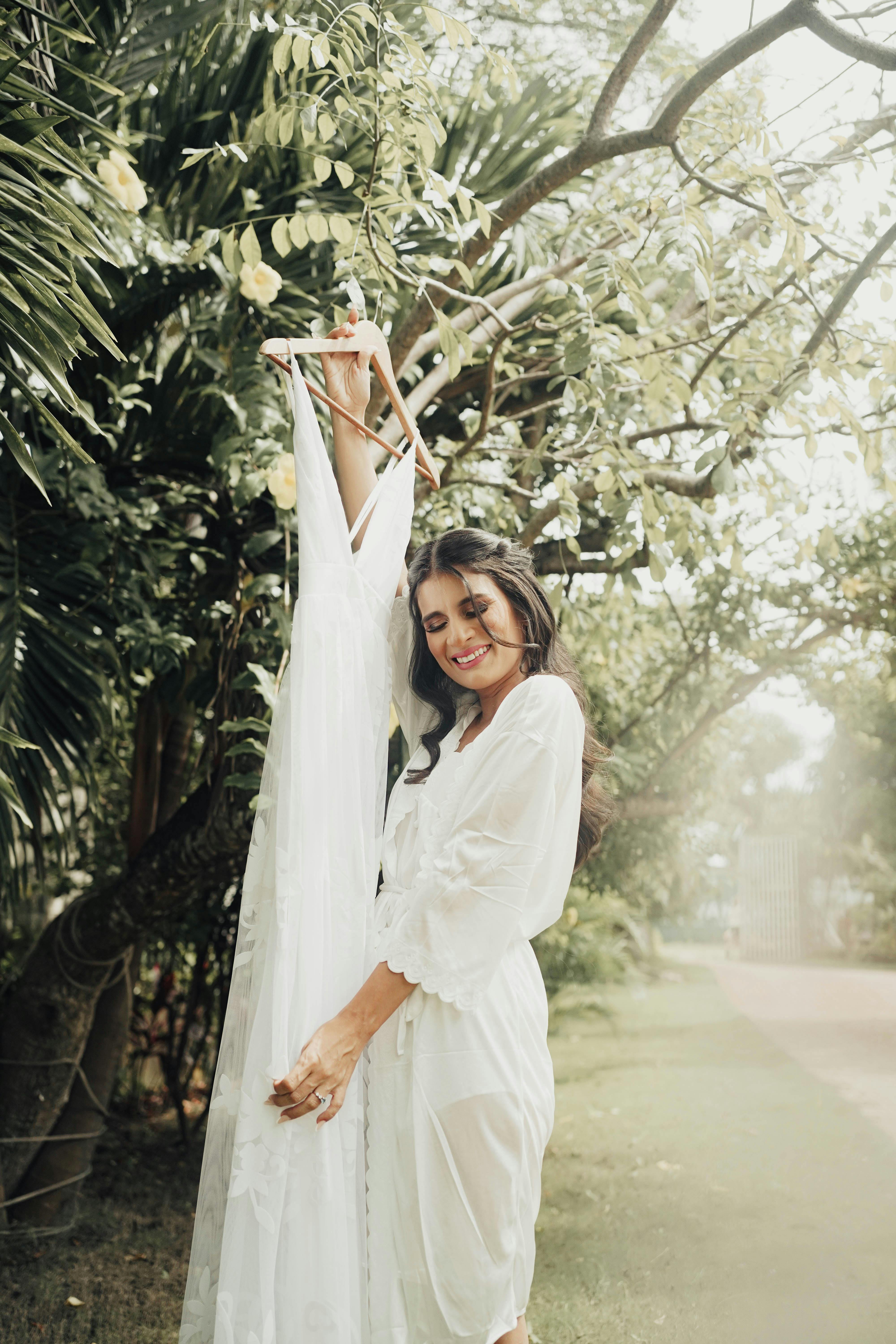 Bride Preparing for Her Wedding Day in Guayaquil · Free Stock Photo