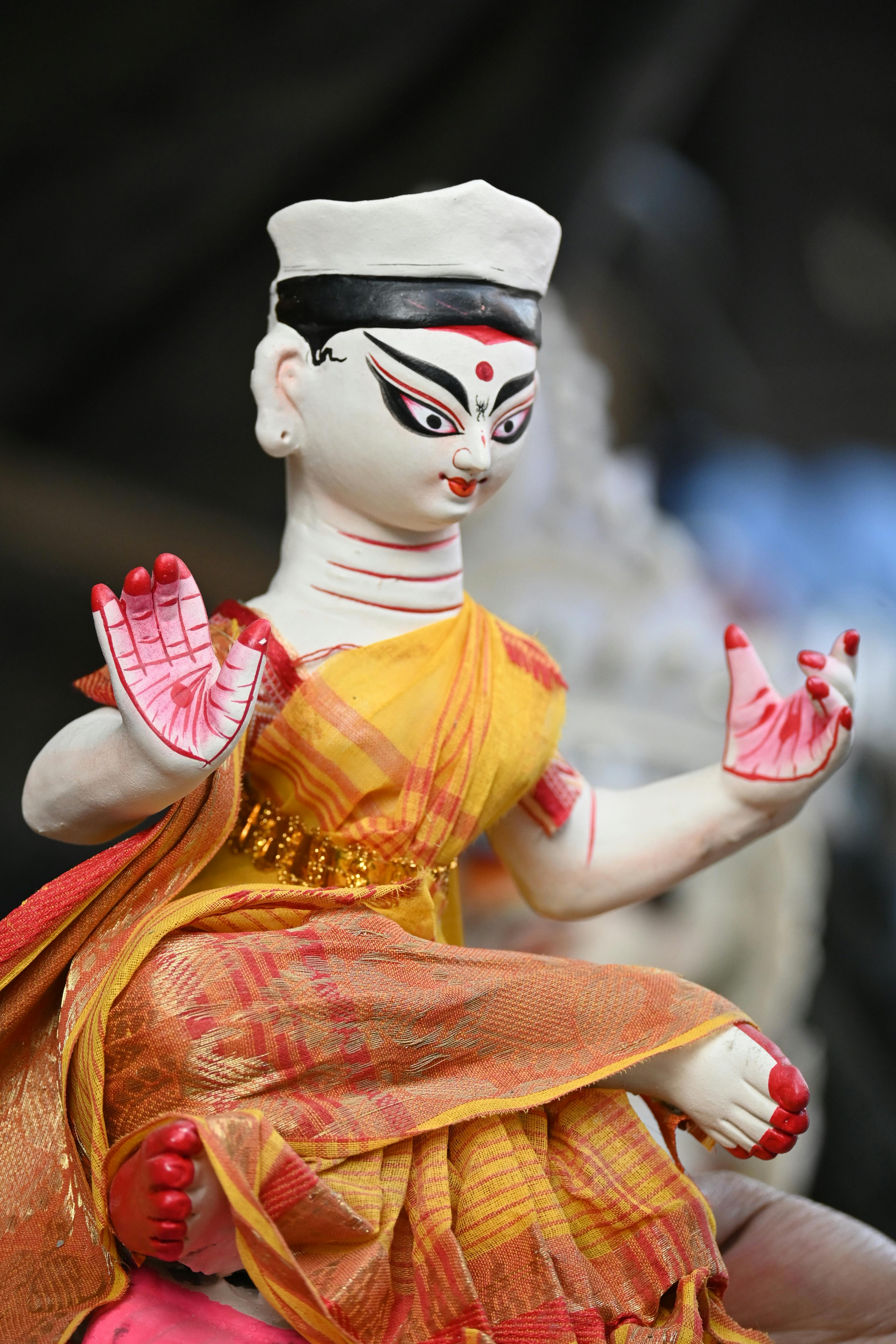 Traditional Hindu Doll Sculpture in Kolkata · Free Stock Photo