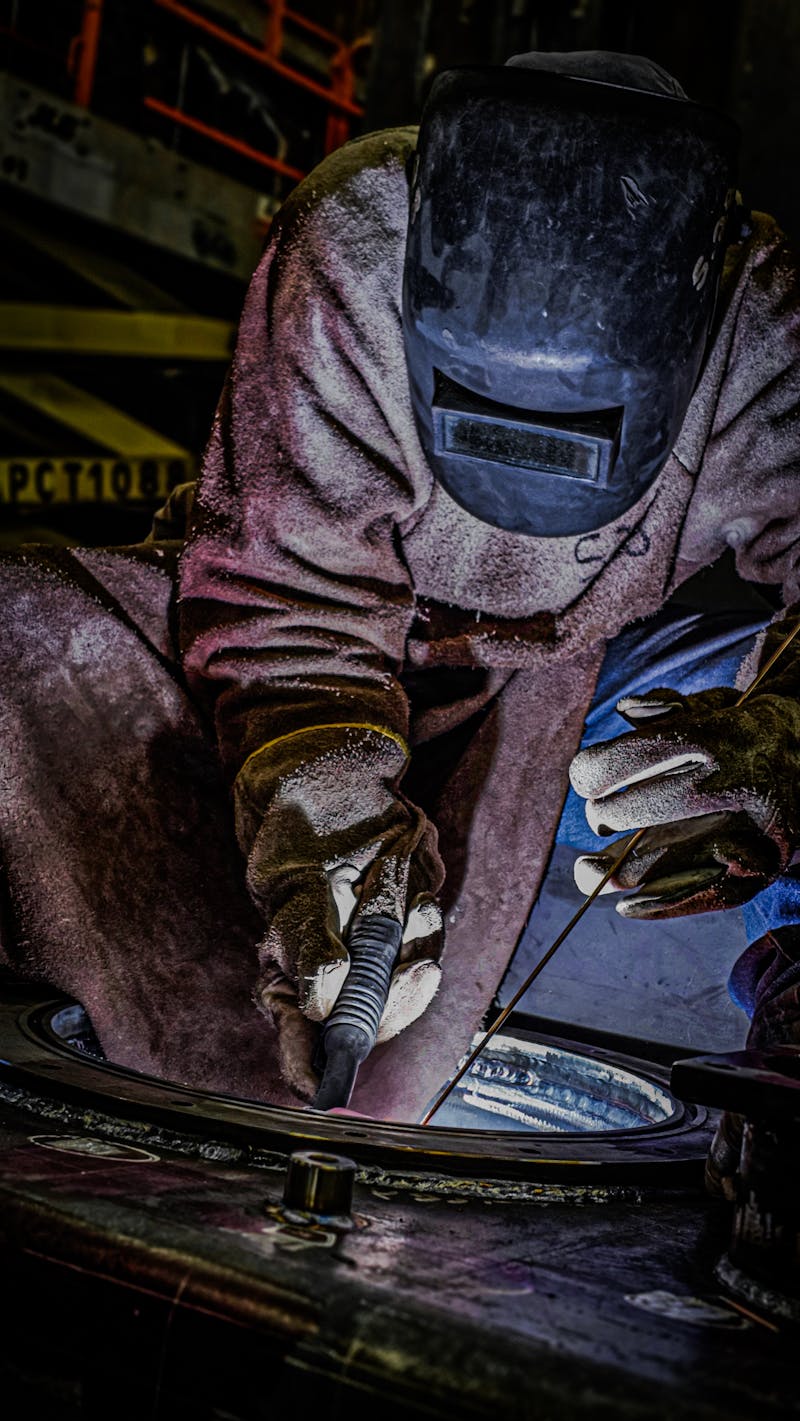 Welder Photos, Download The BEST Free Welder Stock Photos & HD Images