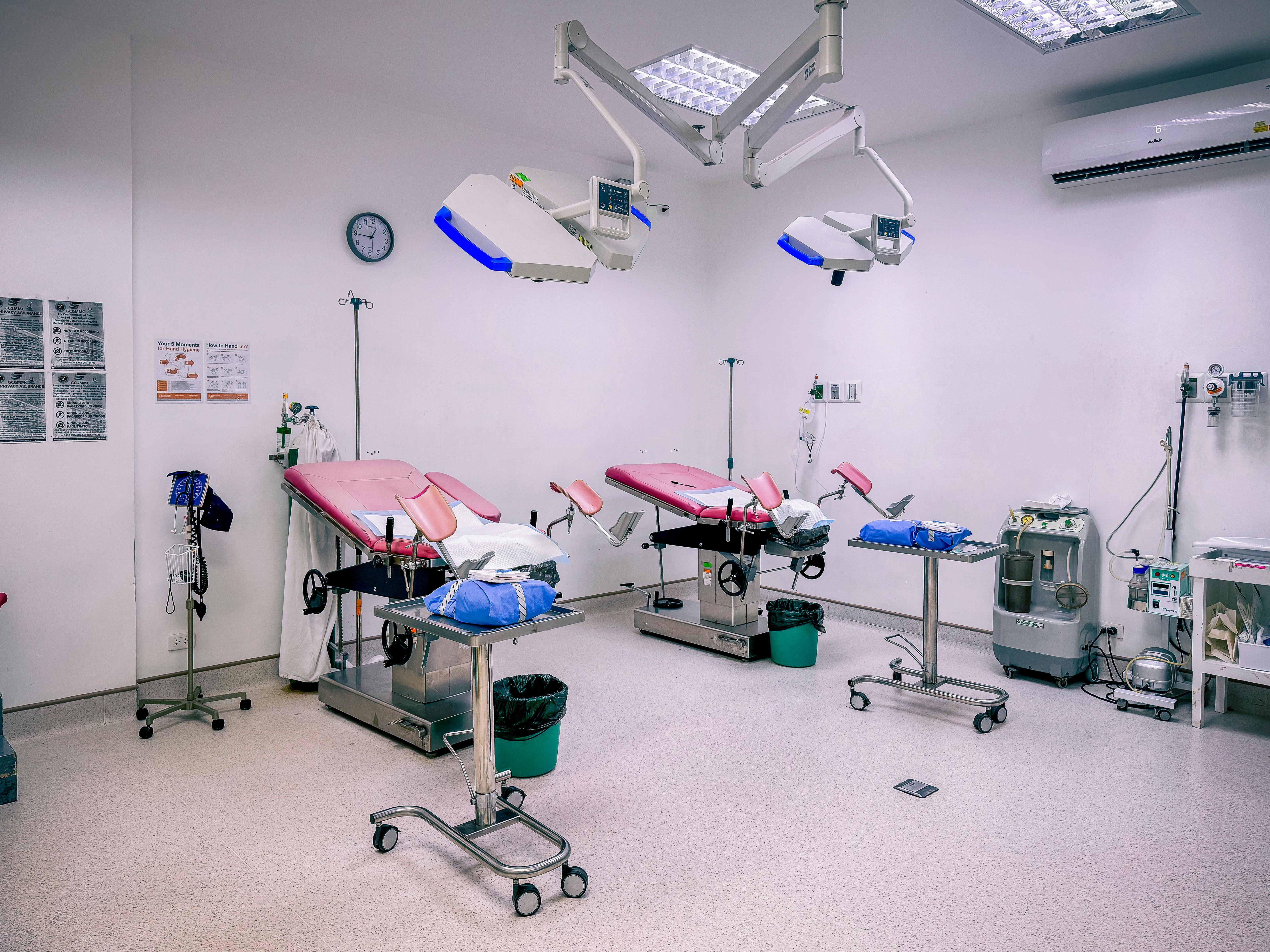 Modern Hospital Delivery Room in Central Visayas · Free Stock Photo