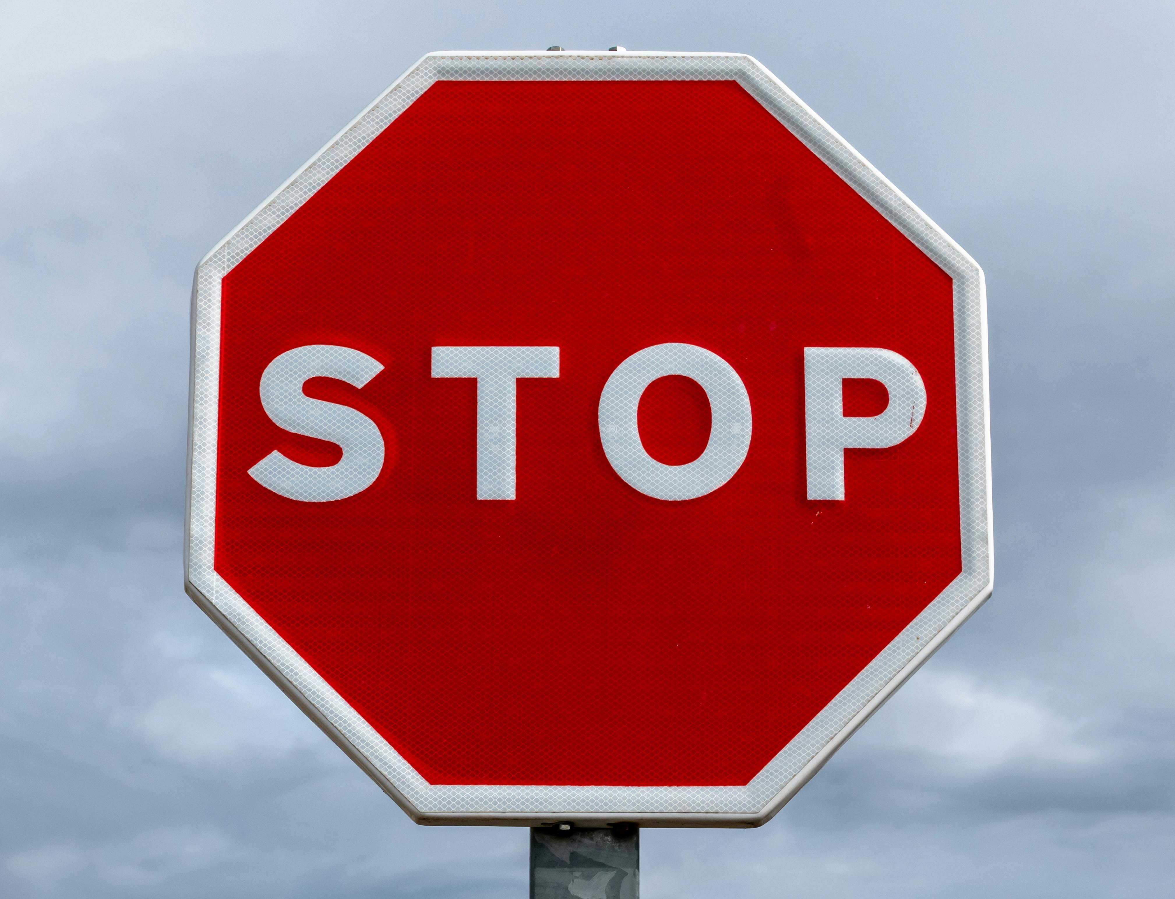 Stop Words in Text Analysis: A Simple Guide to Use