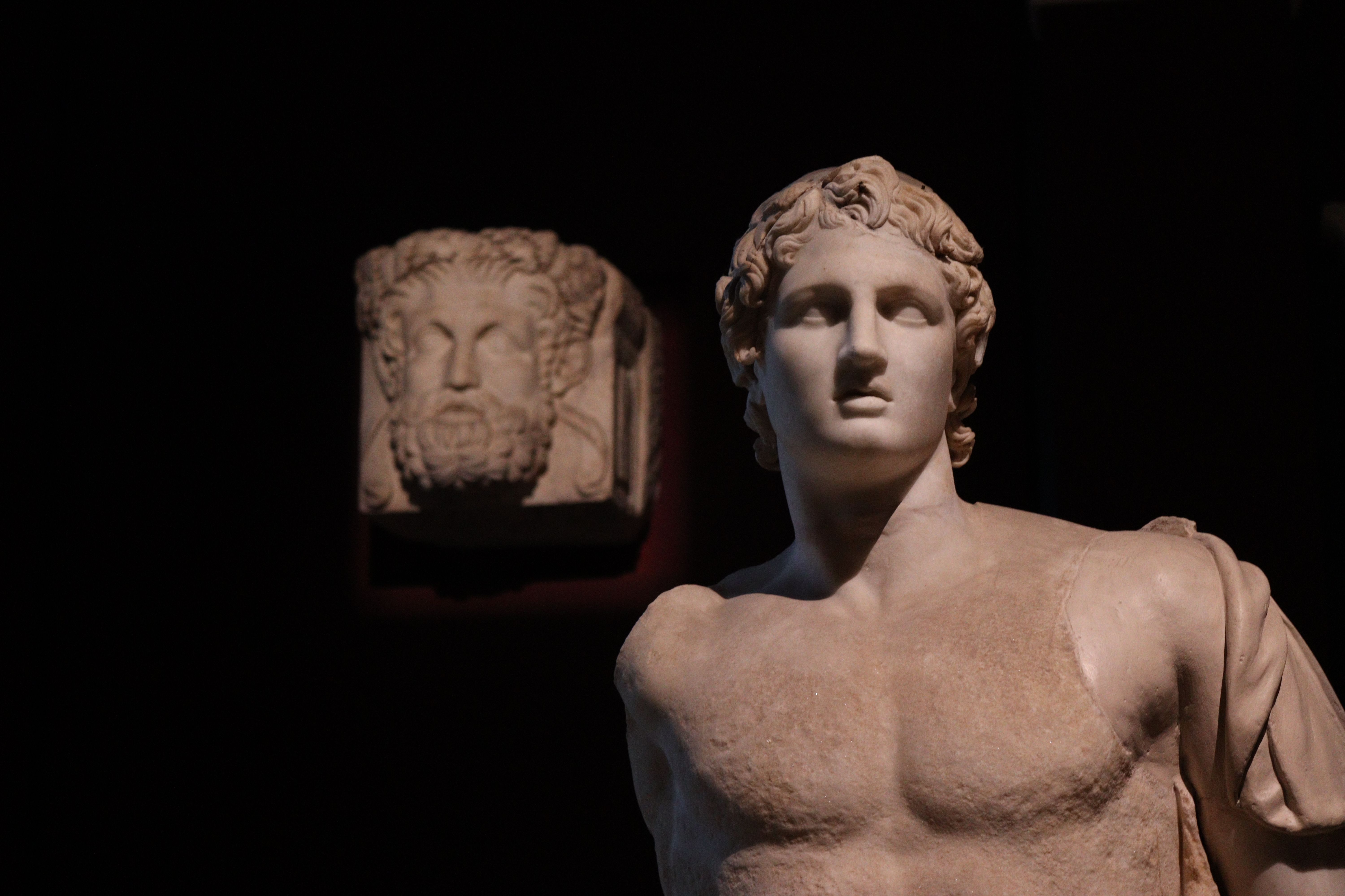 Venus the Milo Statue · Free Stock Photo